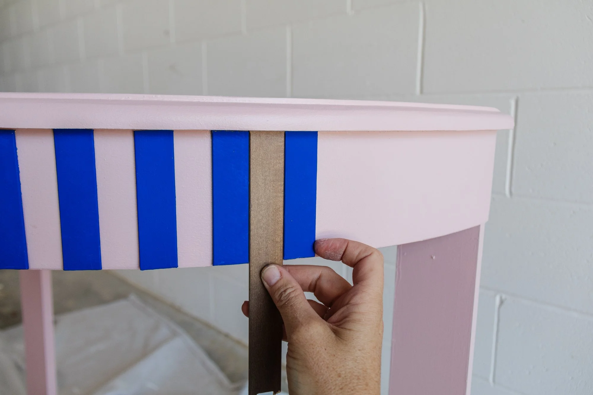 Upcycling A Console Table (using blinds!) — Smor Home