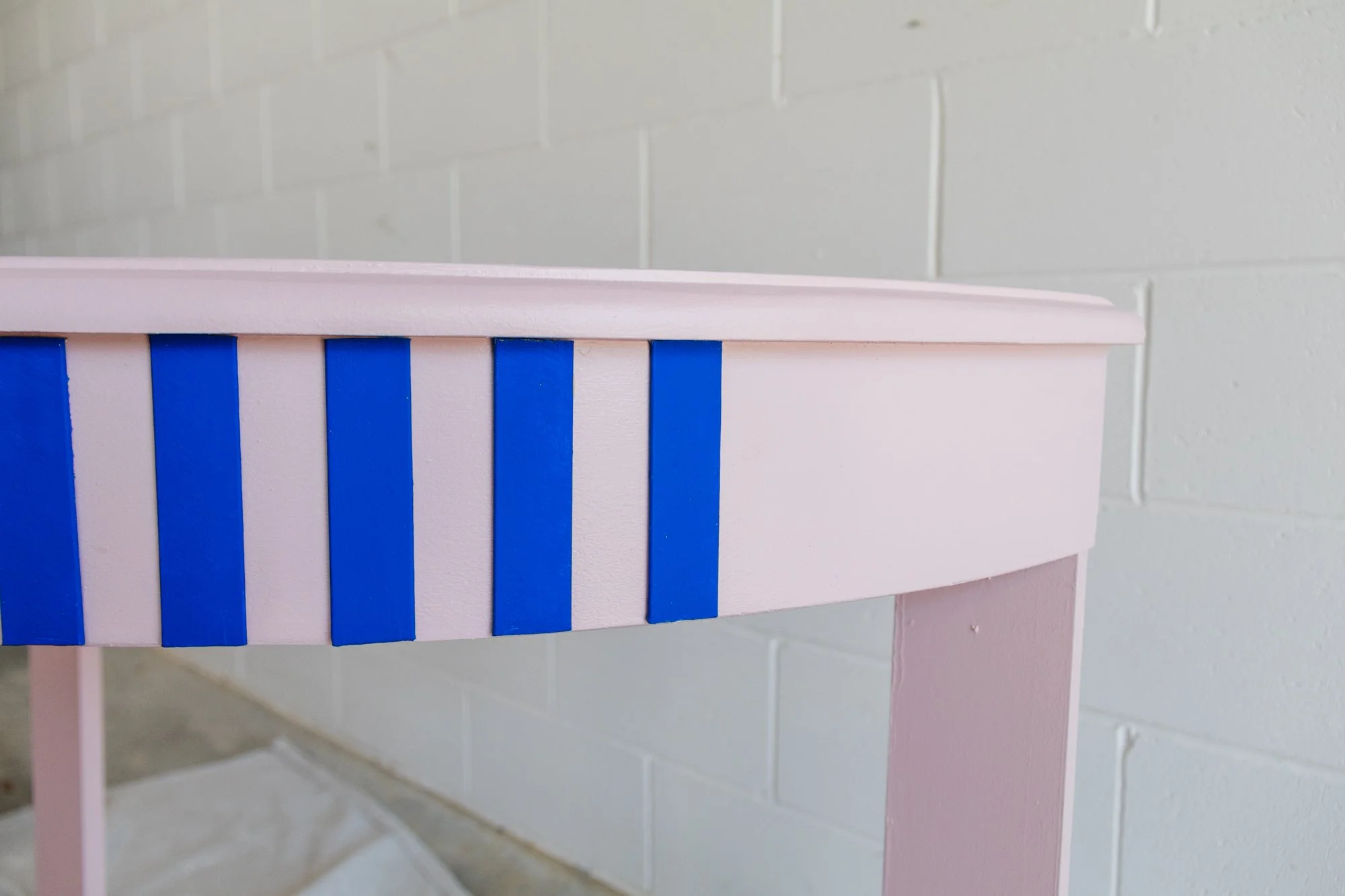 Upcycling A Console Table (using blinds!) — Smor Home