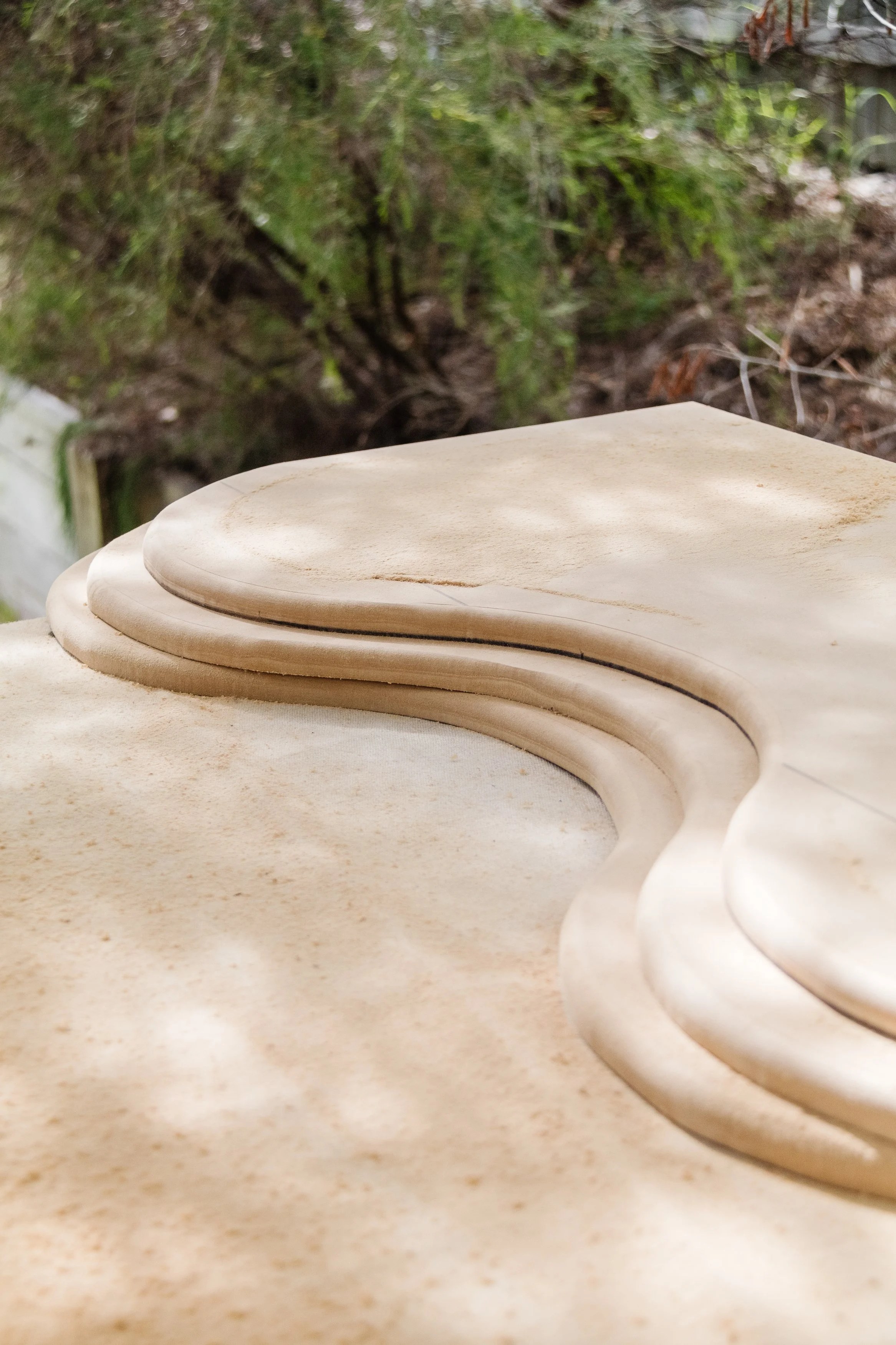 How To Make DIY Wavy Shelves — Smor Home