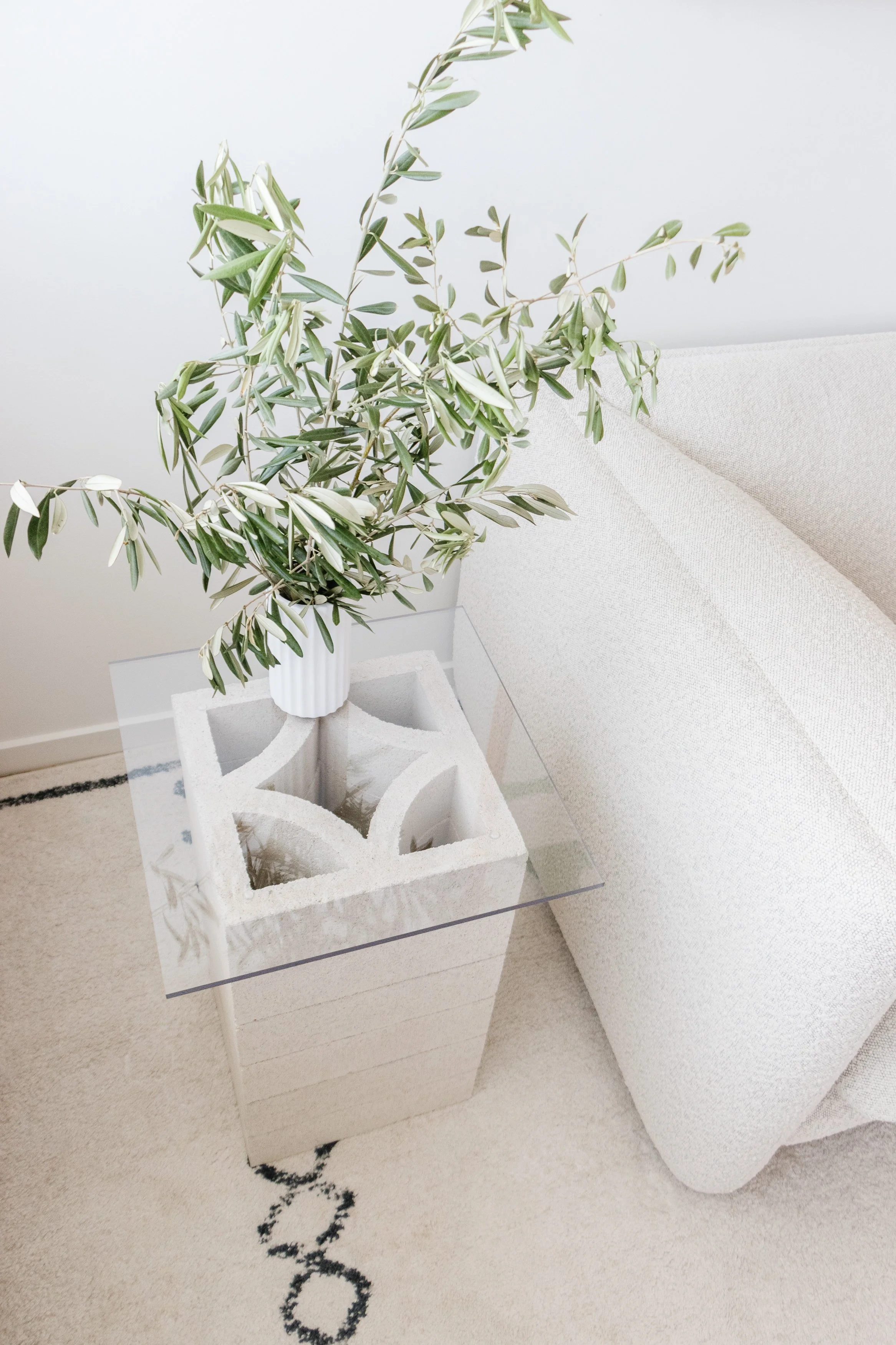 Making a DIY Breeze Block Side Table (in less than 5 minutes!) — Smor Home