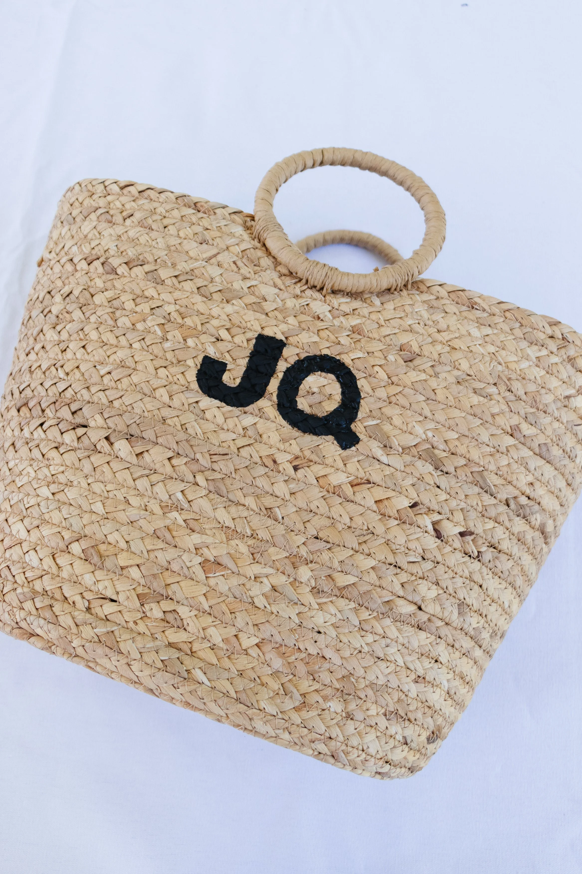 How To Make a DIY Personalised Monogram Bow Tie Bag — Smor Home