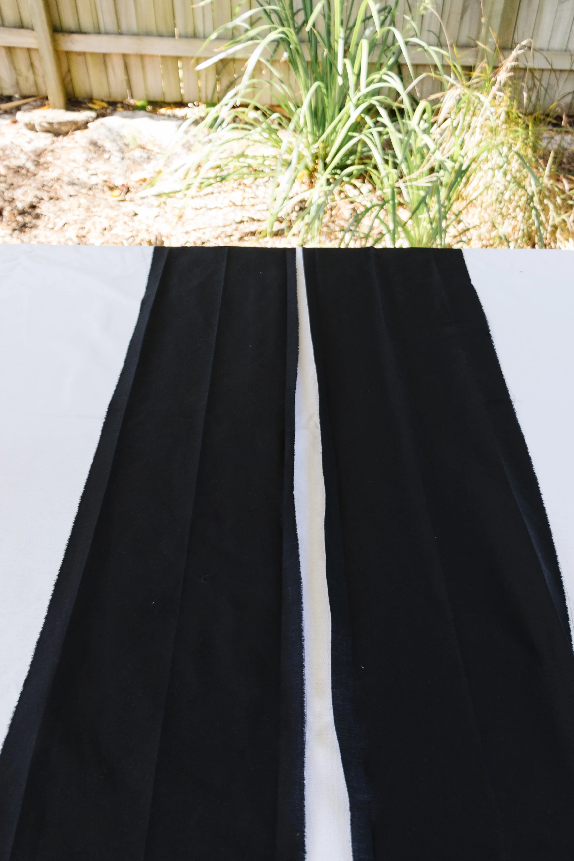 How To Make a DIY Personalised Monogram Bow Tie Bag — Smor Home