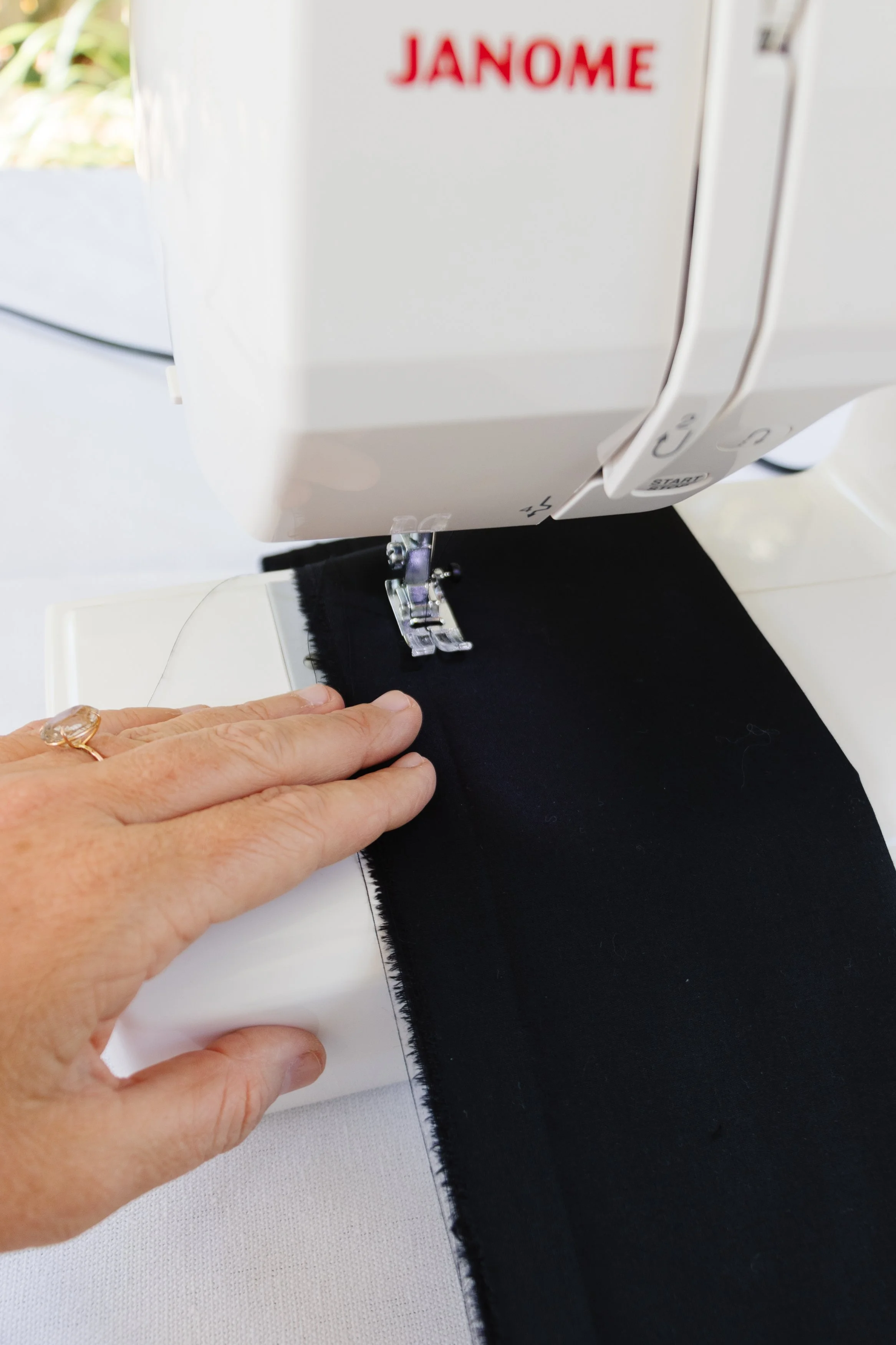 How To Make a DIY Personalised Monogram Bow Tie Bag — Smor Home