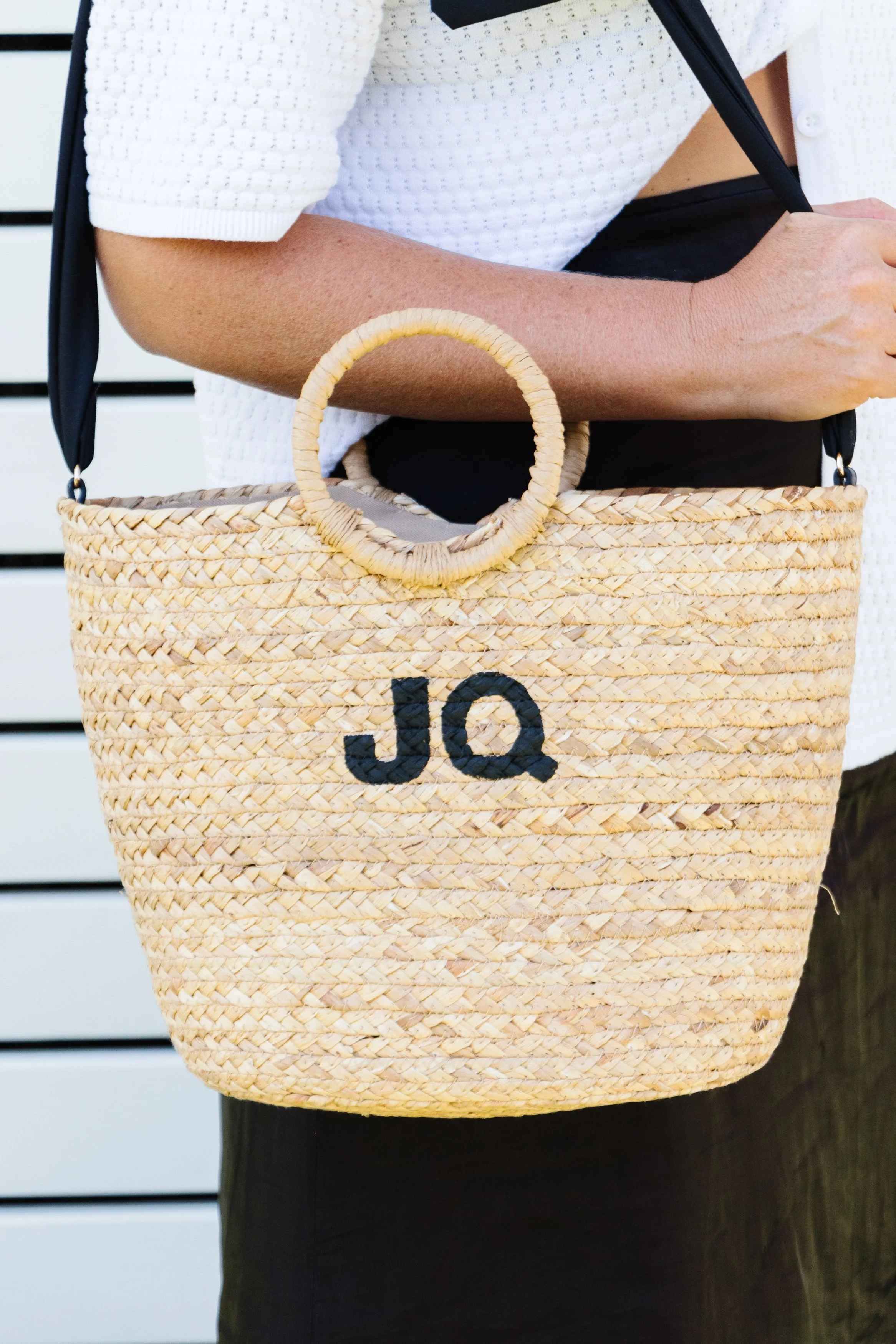 How To Make a DIY Personalised Monogram Bow Tie Bag — Smor Home