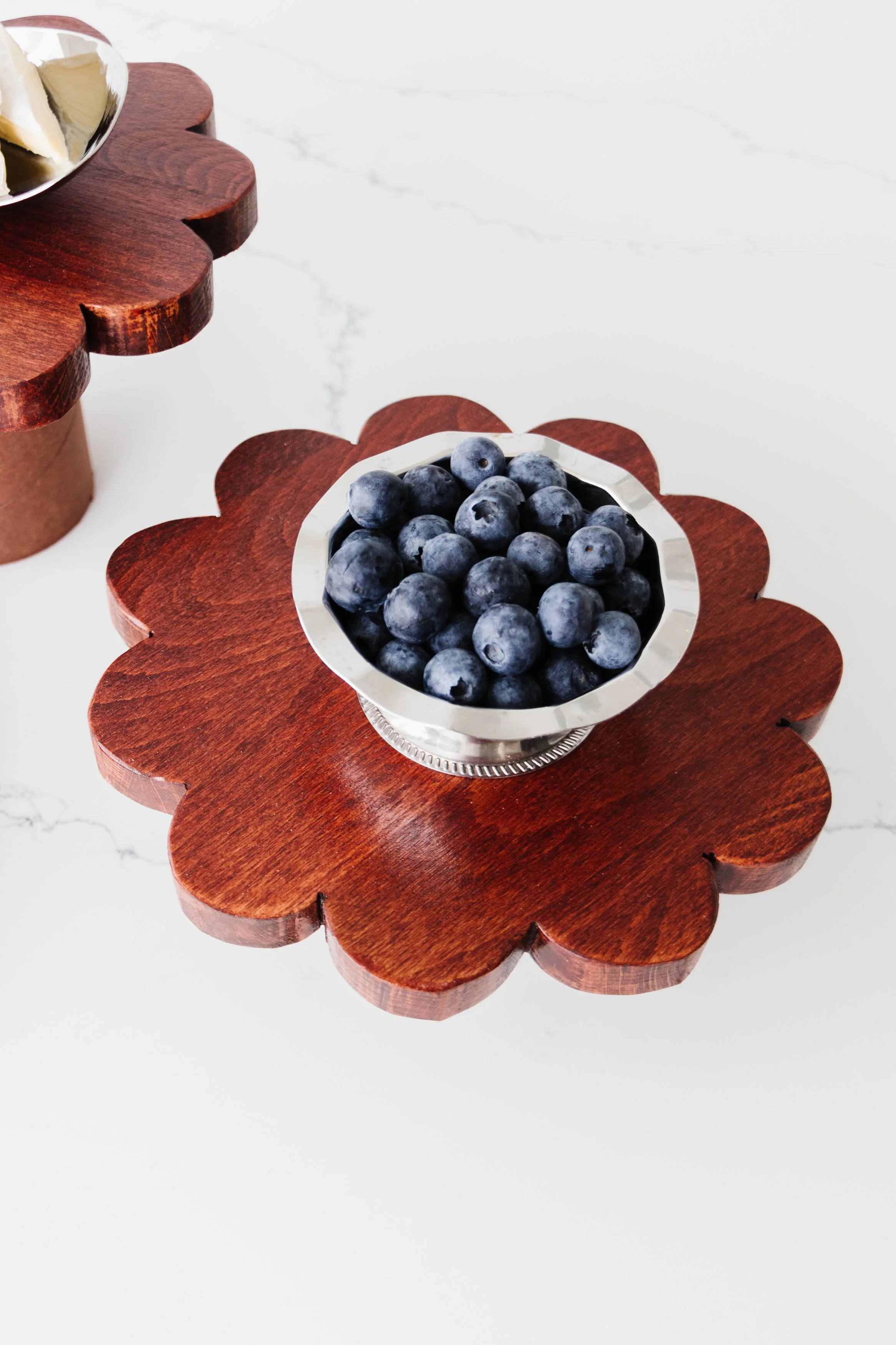 How To Make DIY Round Scalloped Trays — Smor Home