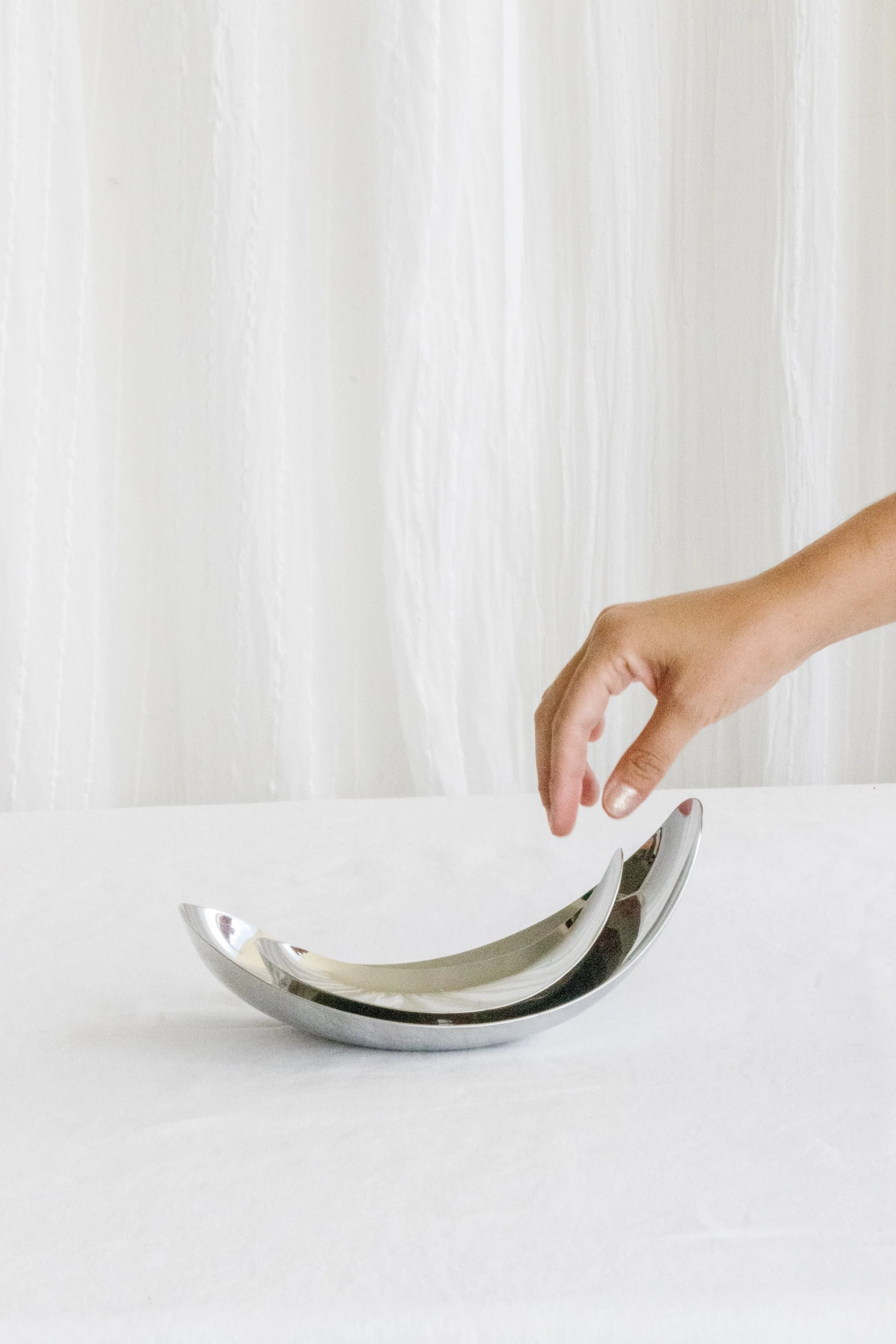 Clay Pedestal Vessel — Smor Home
