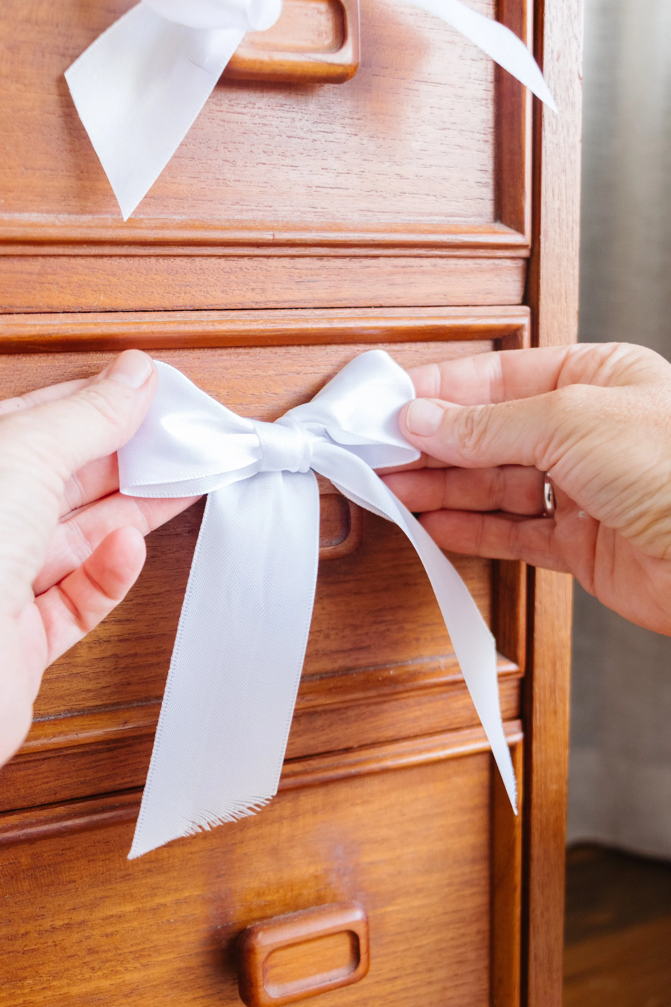 DIY Bow Handles — Smor Home