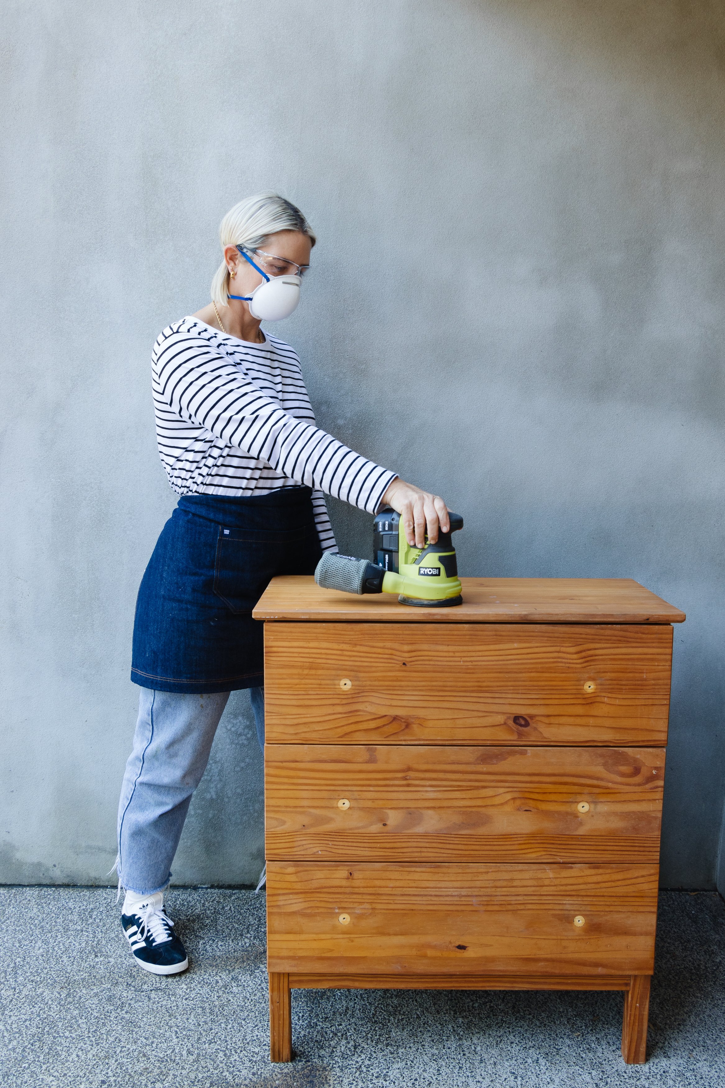 How To Engrave Wooden Furniture — Smor Home