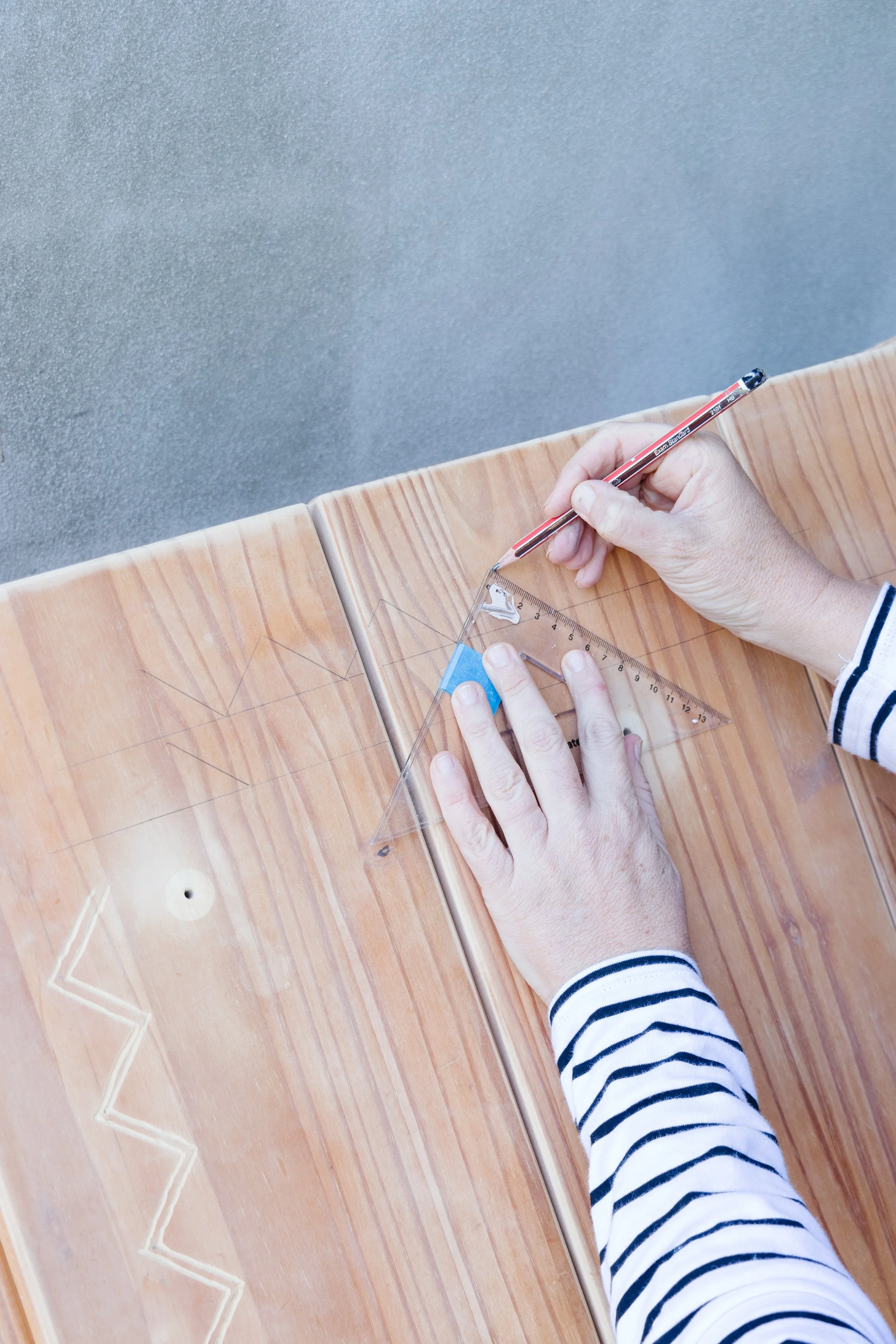 How To Engrave Wooden Furniture — Smor Home