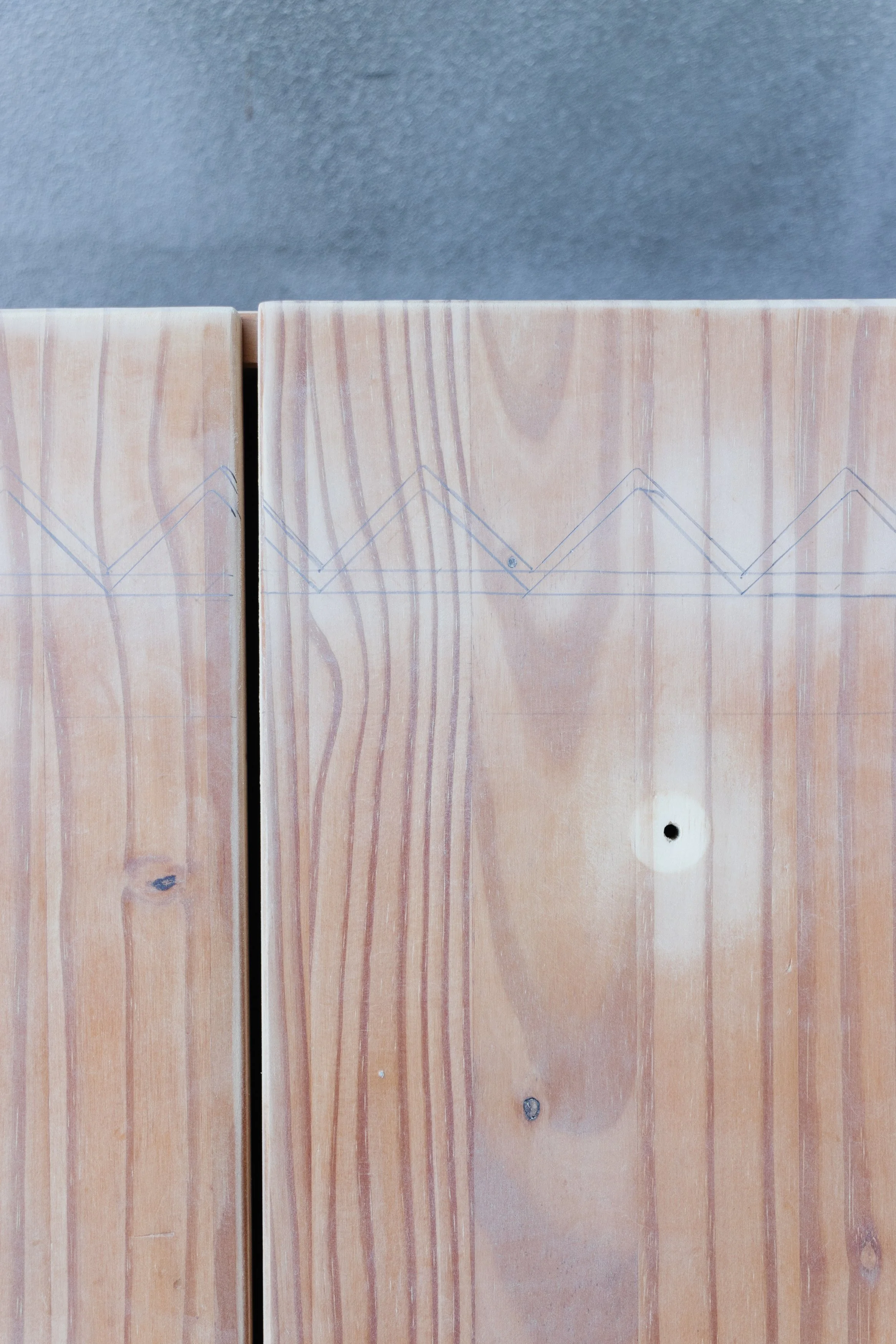 How To Engrave Wooden Furniture — Smor Home