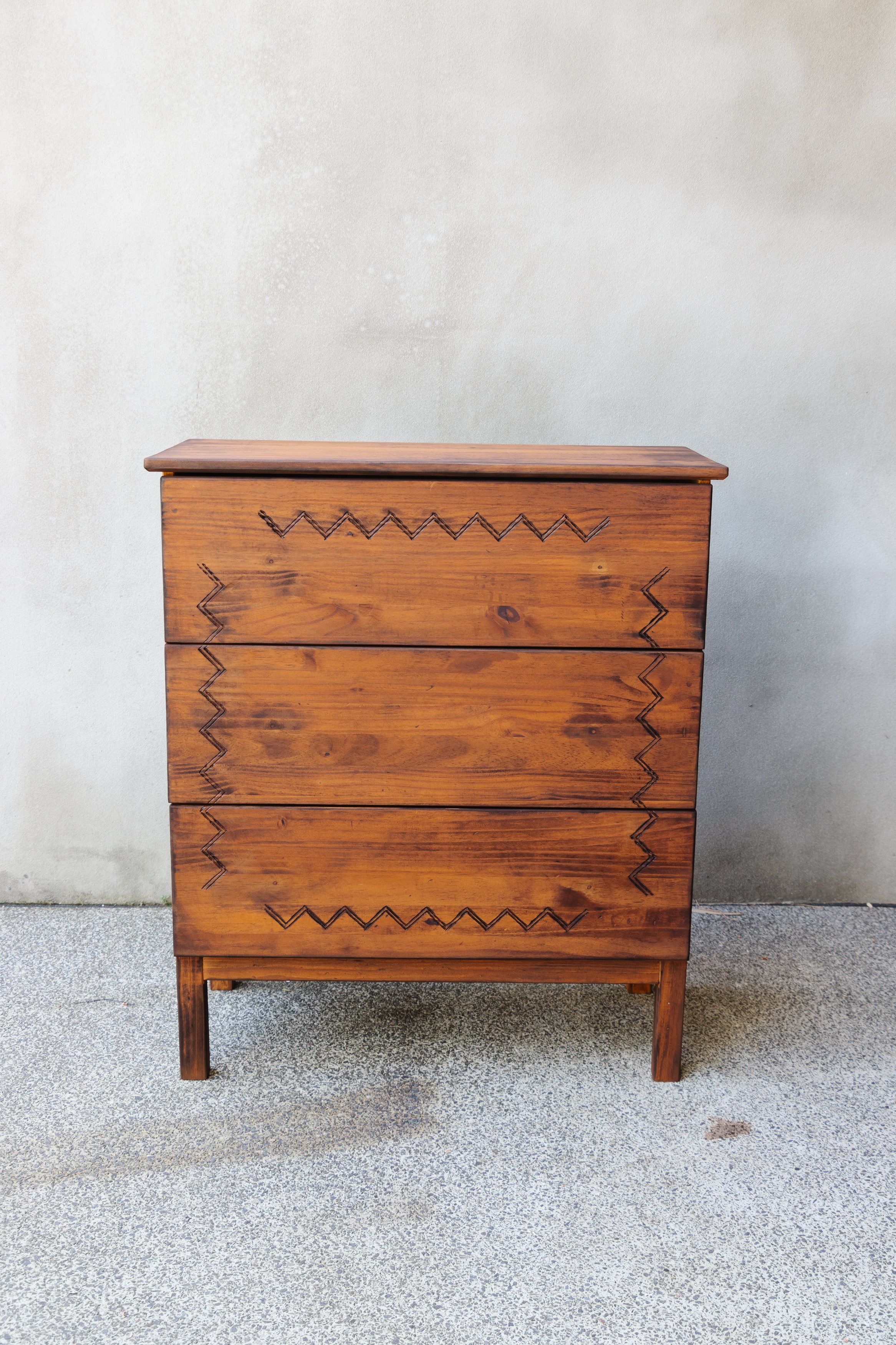 How To Engrave Wooden Furniture — Smor Home