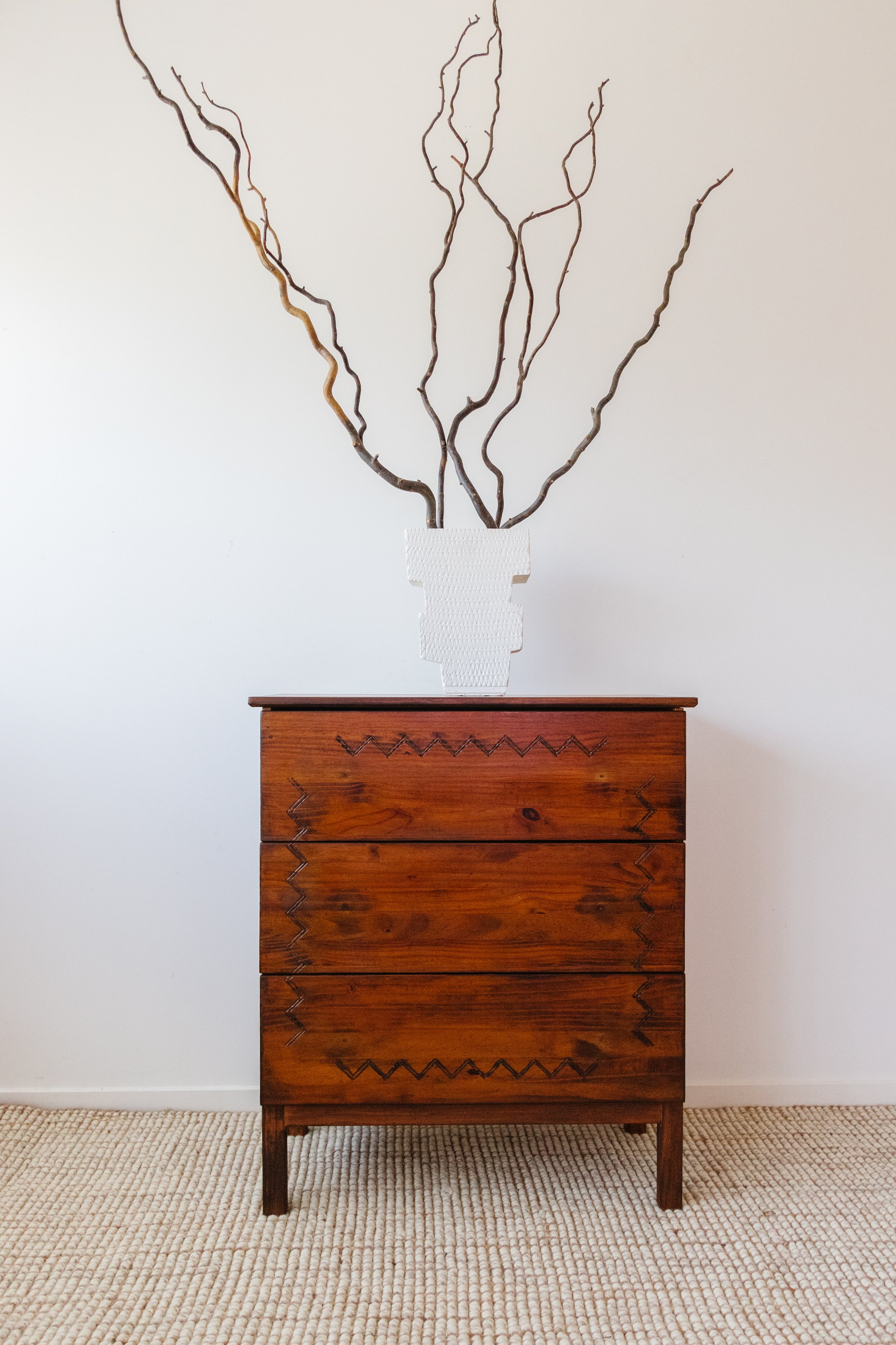 How To Engrave Wooden Furniture — Smor Home