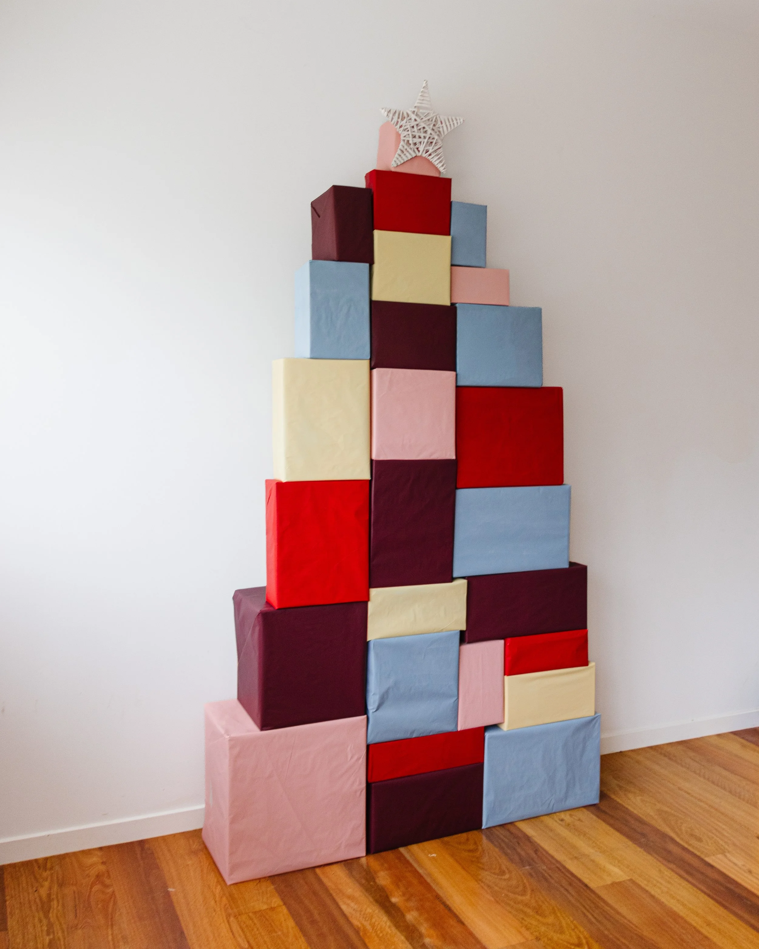 How To Make Cardboard Box Christmas Tree — Smor Home