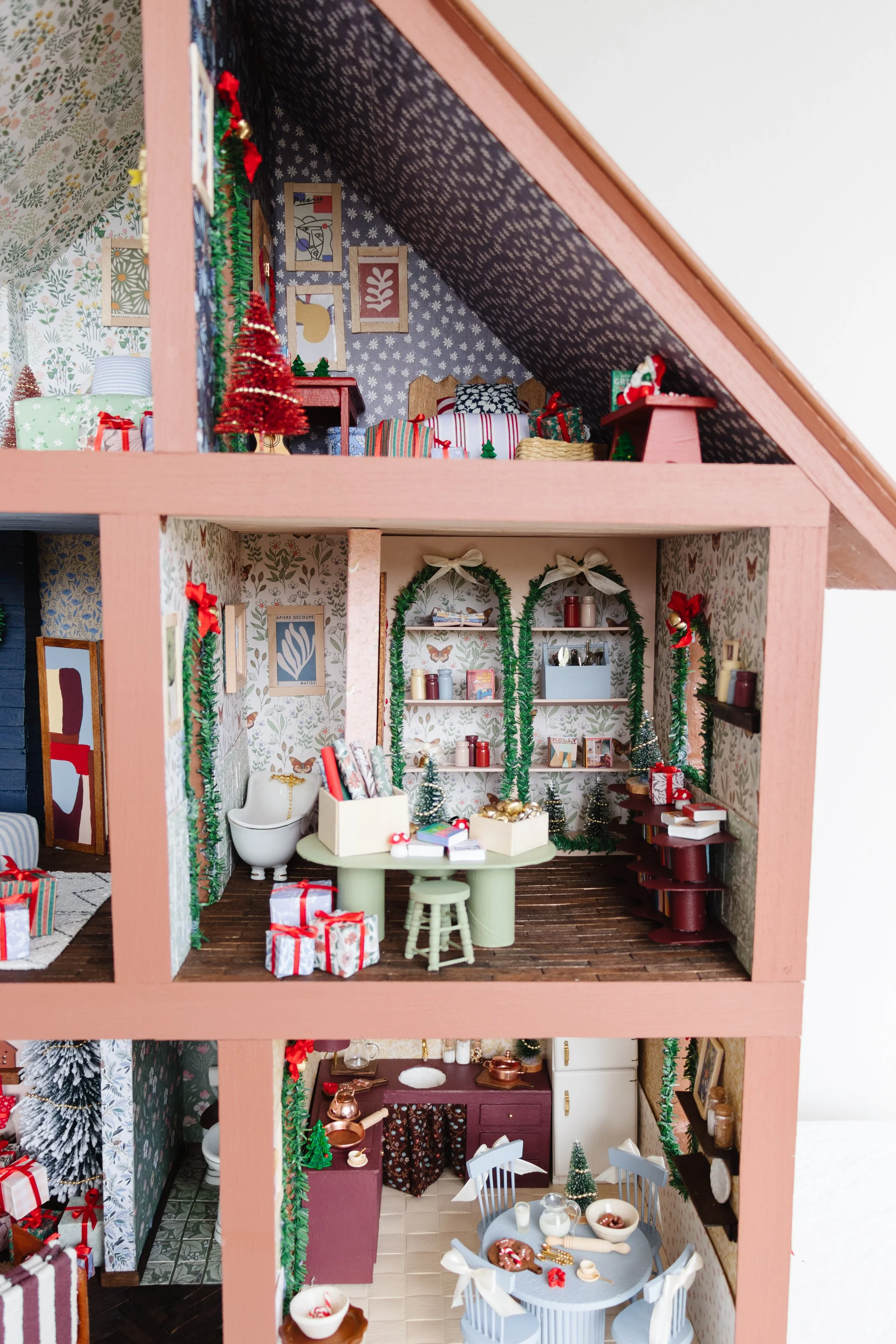 Gingerbread Dollhouse Renovation Part 5 | Reveal & Tour — Smor Home