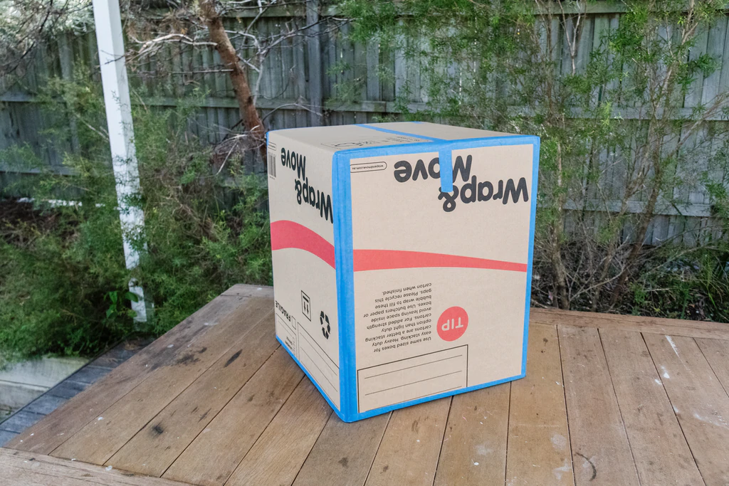 How To Make A Rendered Plinth - Using A Cardboard Box! — Smor Home