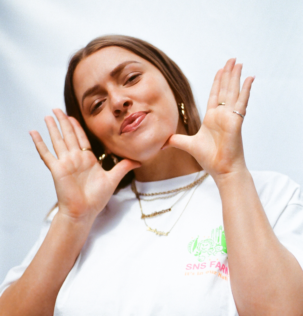 ZOE MALLETT - TALENT DETAILS — CREATIVE ALLY