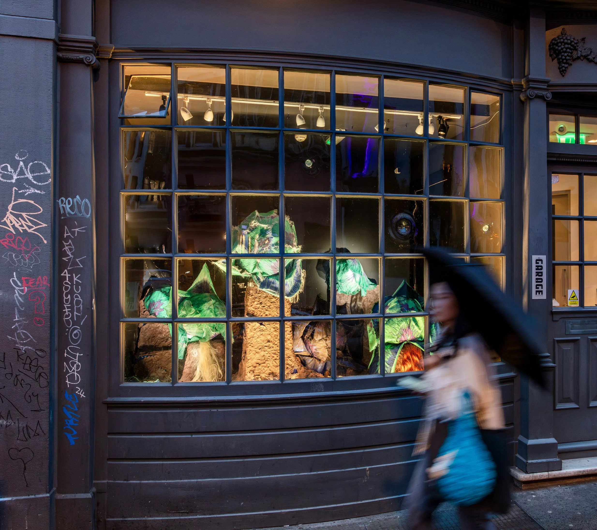 Artist interview: Molly Grad — London Art Roundup