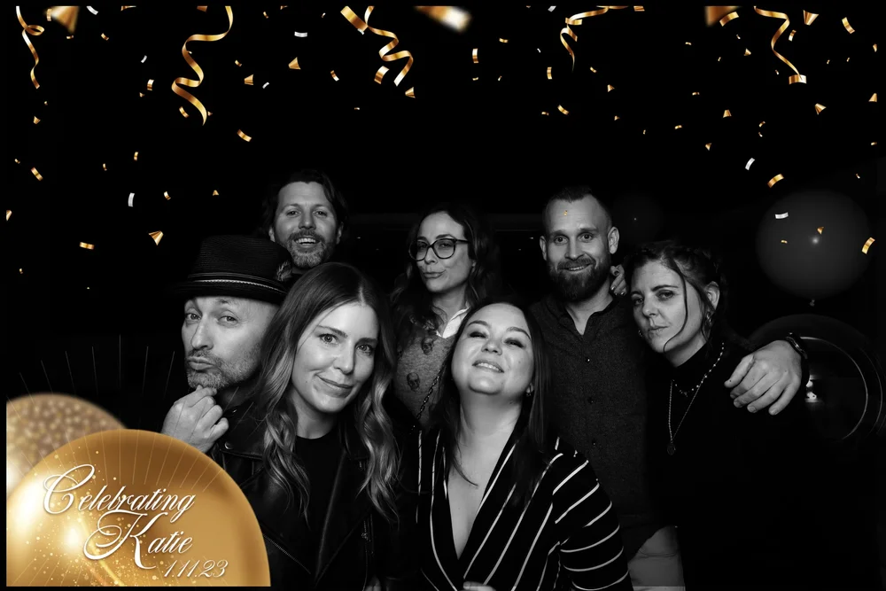 Insta Photobooth Pro | Modern & Classy Photo Booths for Rent