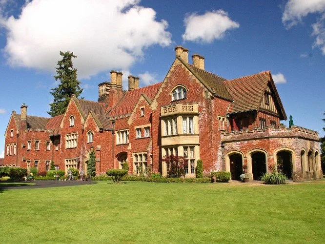 13 Iconic Horror Movie Homes — Lisa Wolff McIntyre REALTOR