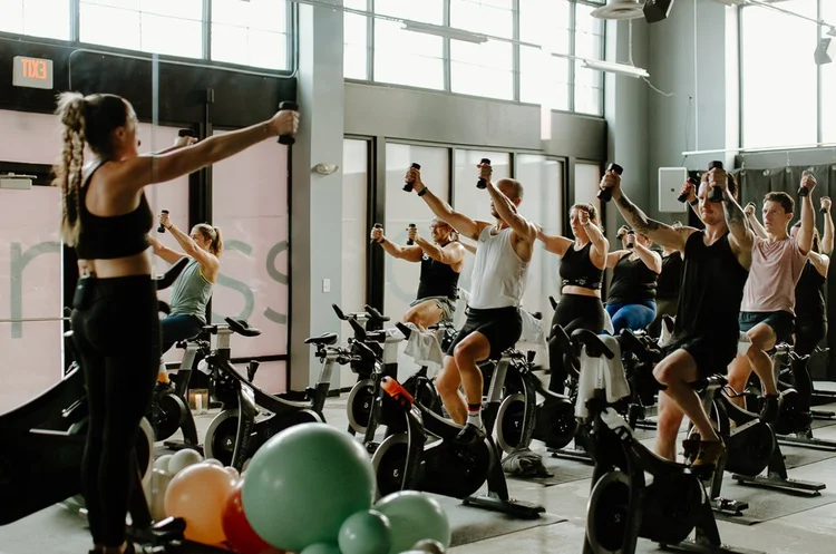 Our Story — Harness Cycle