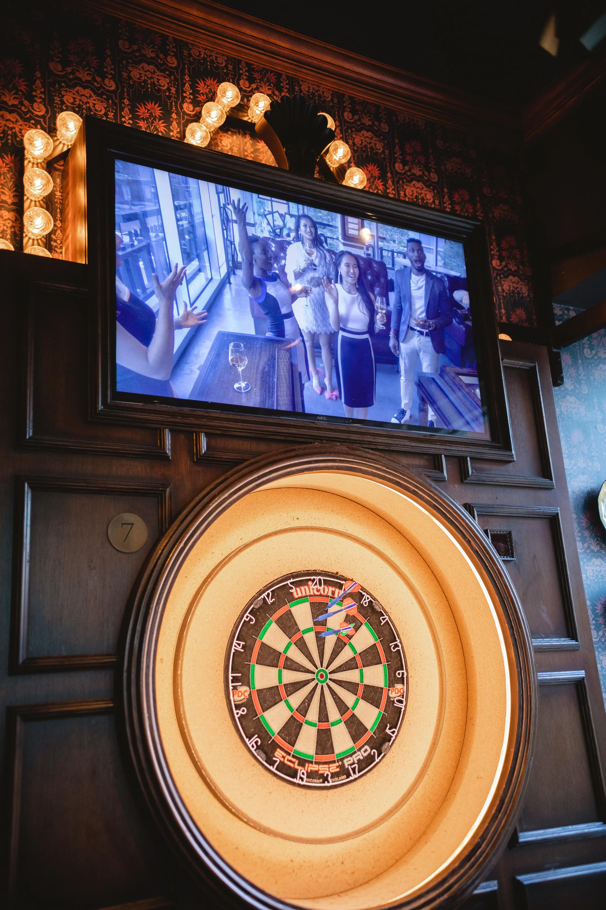 Flight Club Puts a Bullseye on Upscale, Tech-enabled Social Darts ...