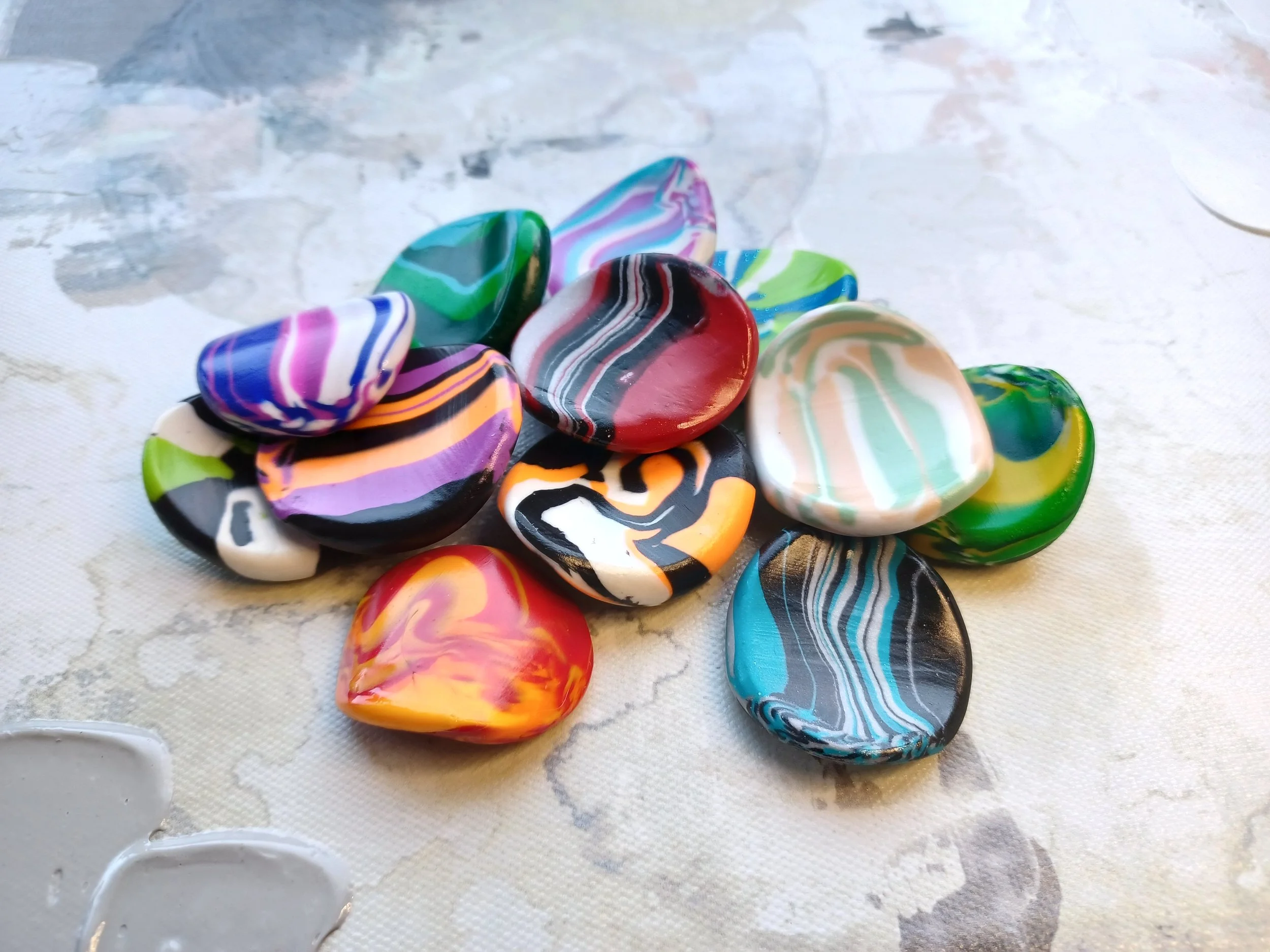 Worry Stone Fidgets, Sets of 3 or 6 for calming, stress relief, anxiety ...