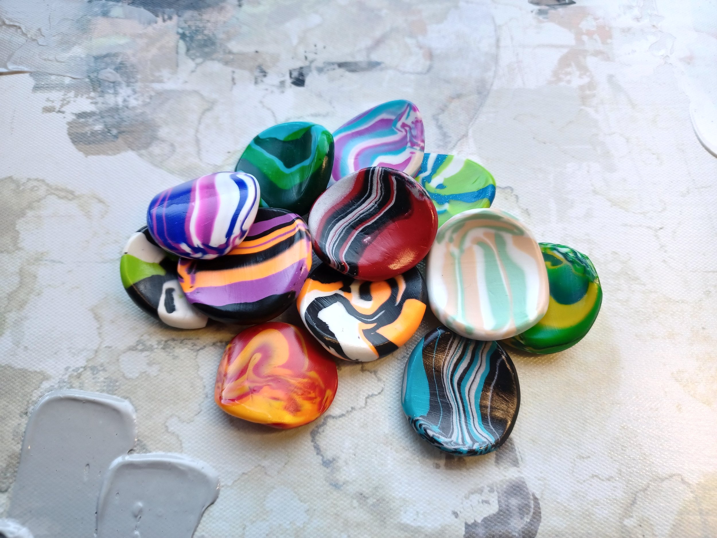 Worry Stone Fidgets, Sets of 3 or 6 for calming, stress relief, anxiety ...