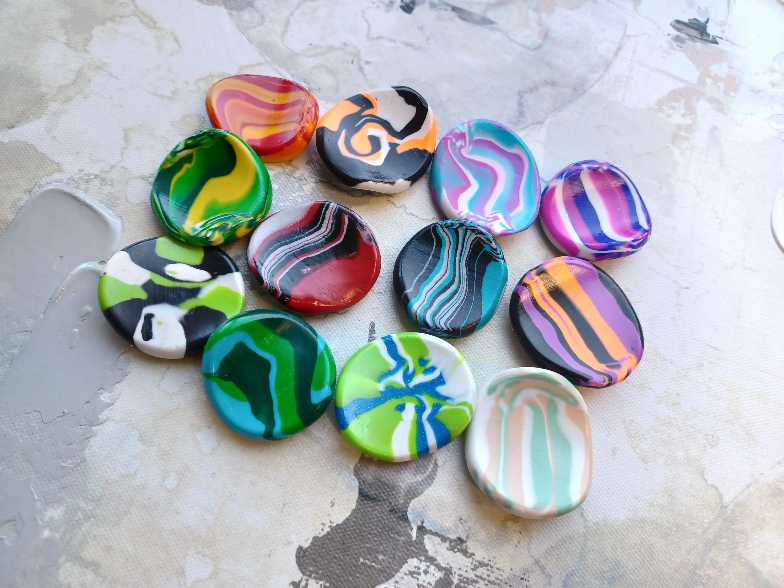 Worry Stone Fidgets, Sets of 3 or 6 for calming, stress relief, anxiety ...