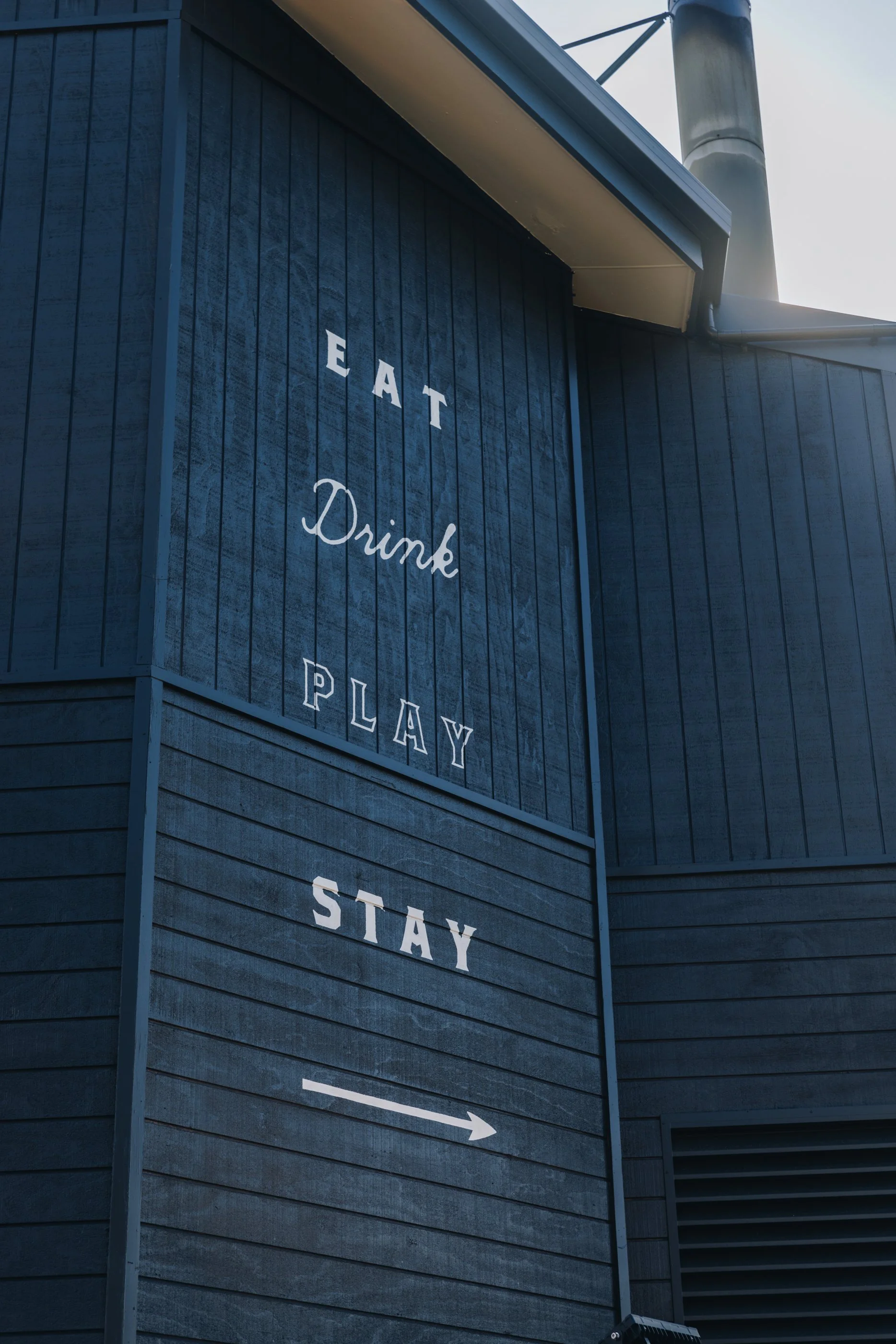 Hotel Information — Banjo Paterson Inn