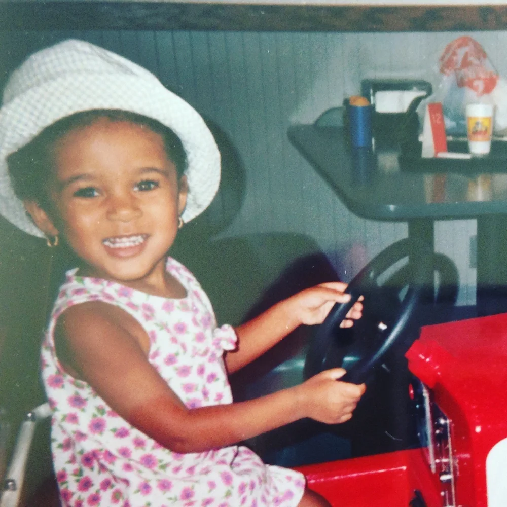 About Us — Ellie Bird