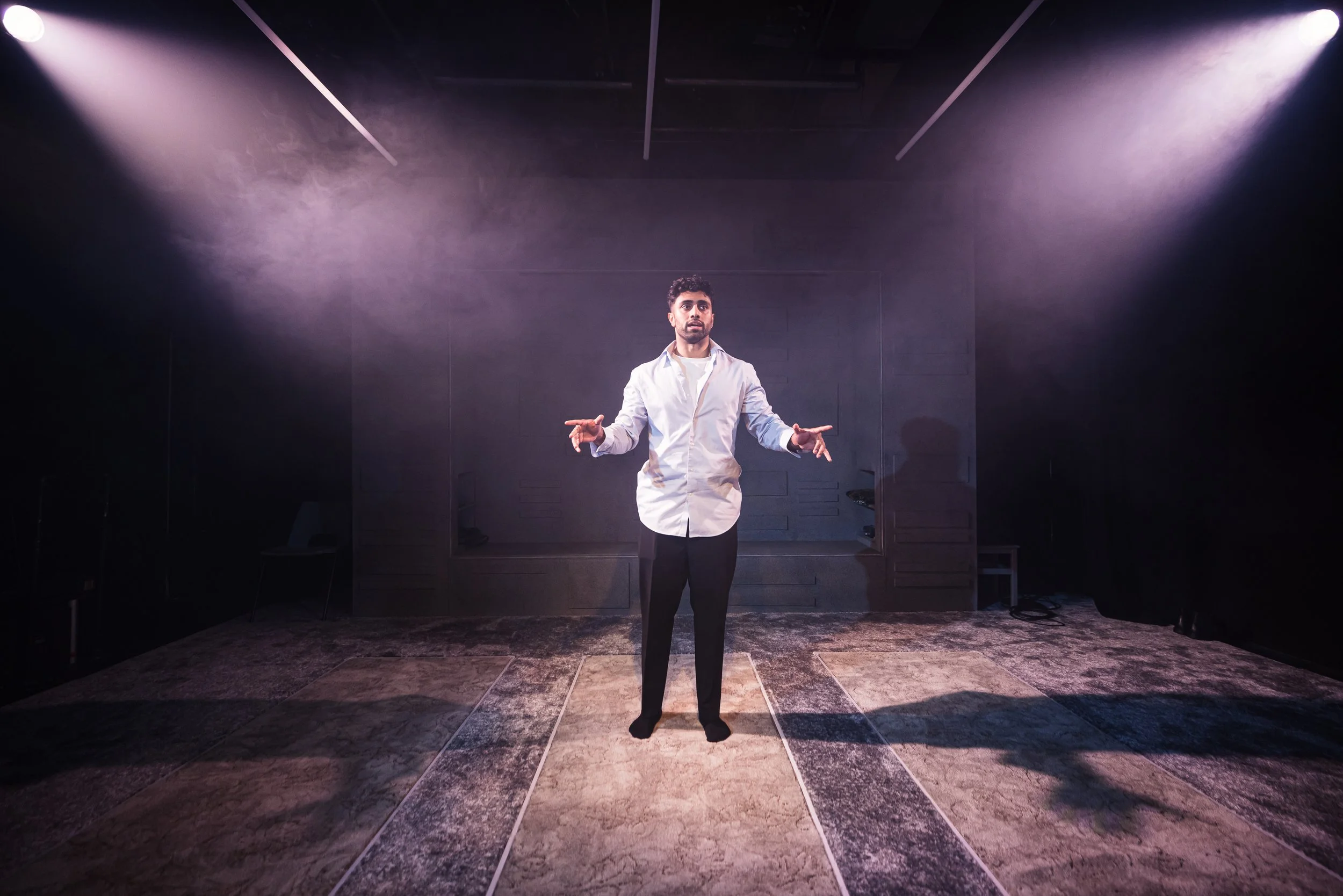 STATUES — Adam Jefferys