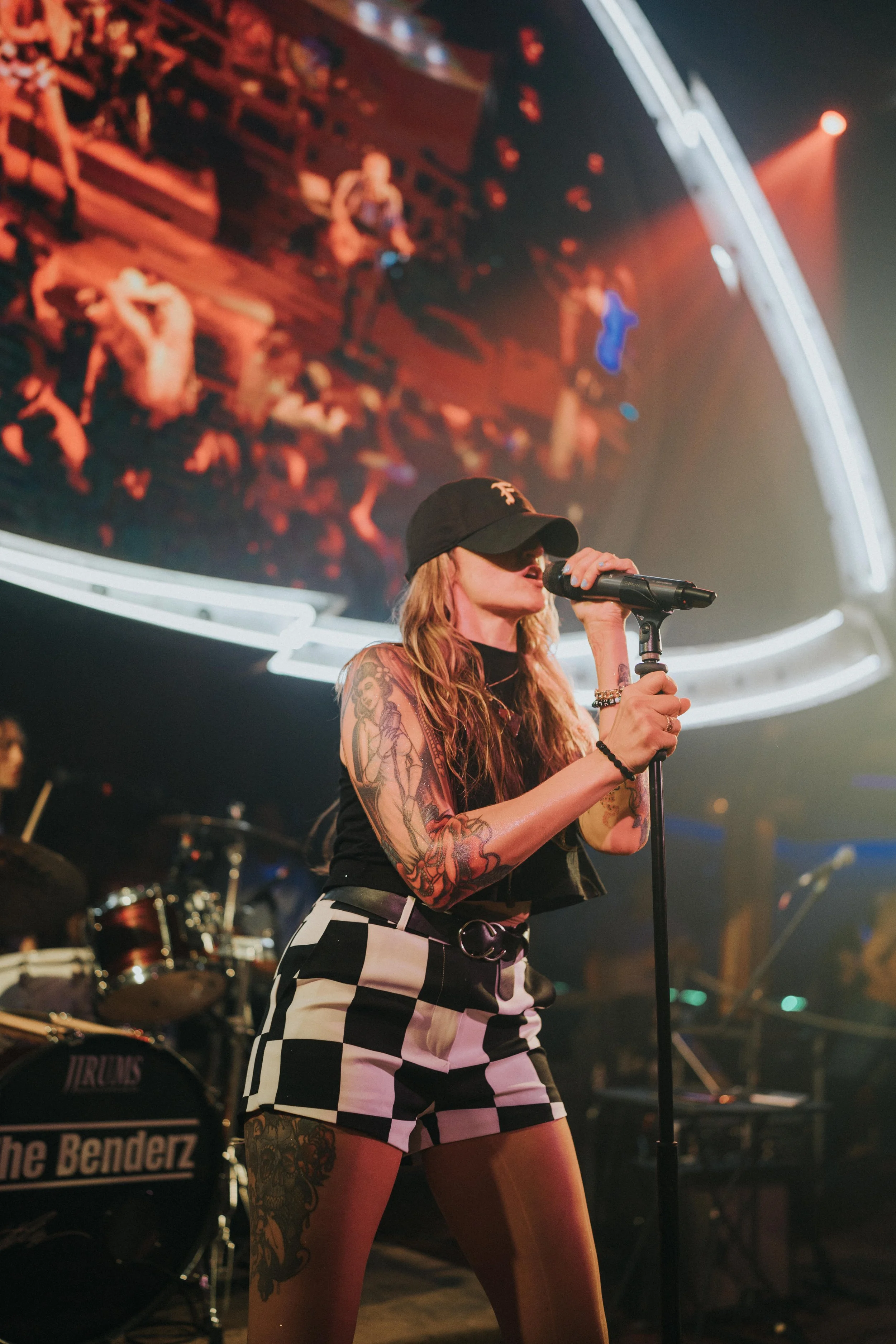PHOTOS — The Benderz