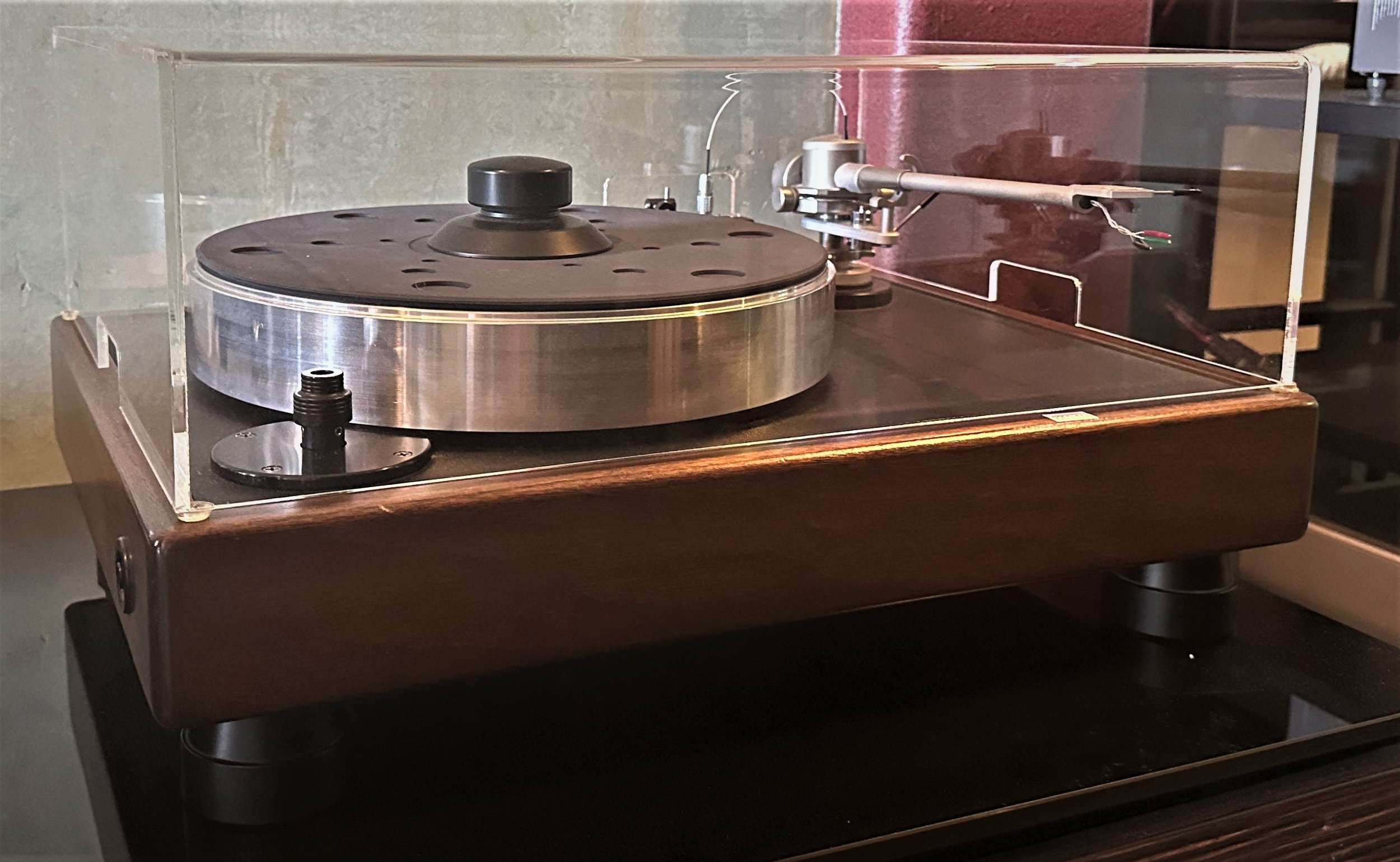 Shop Online - www.StereoUnlimitedSD.com — Stereo Unlimited