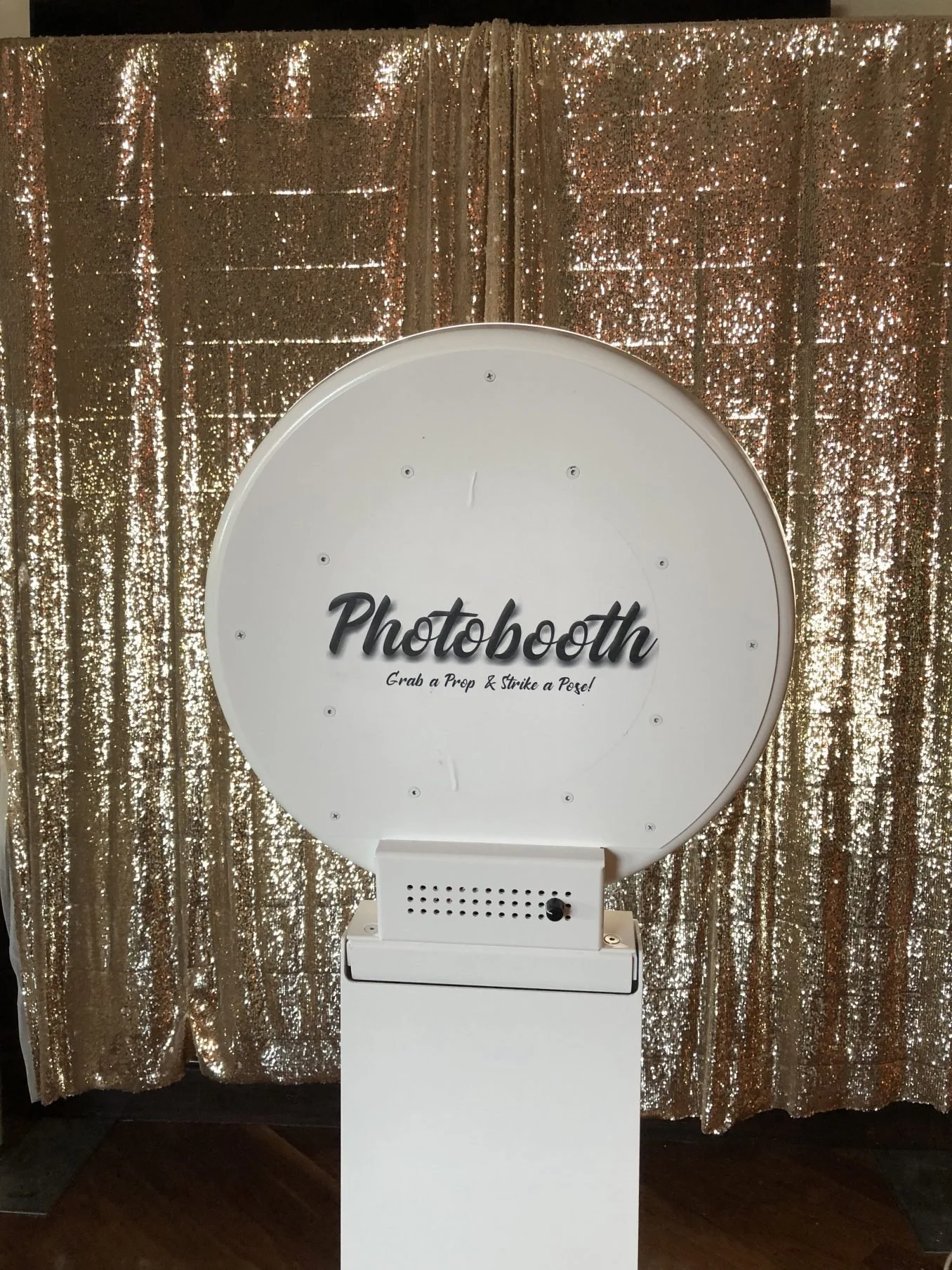 Photo Booth — SoundFormula Entertainment - Wedding and Event DJ For ...