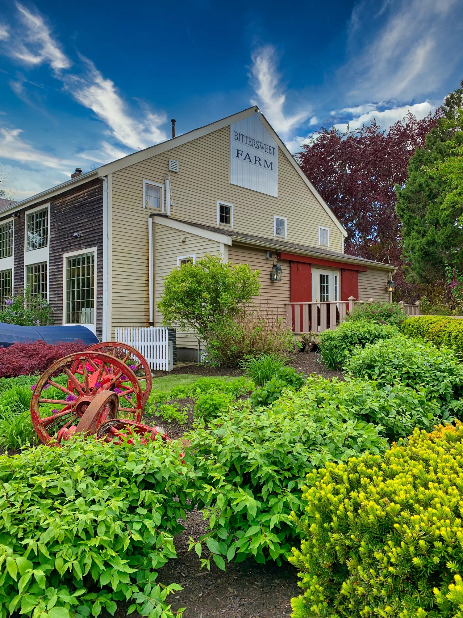 Bittersweet Farm | Discover Cozy Dining Today