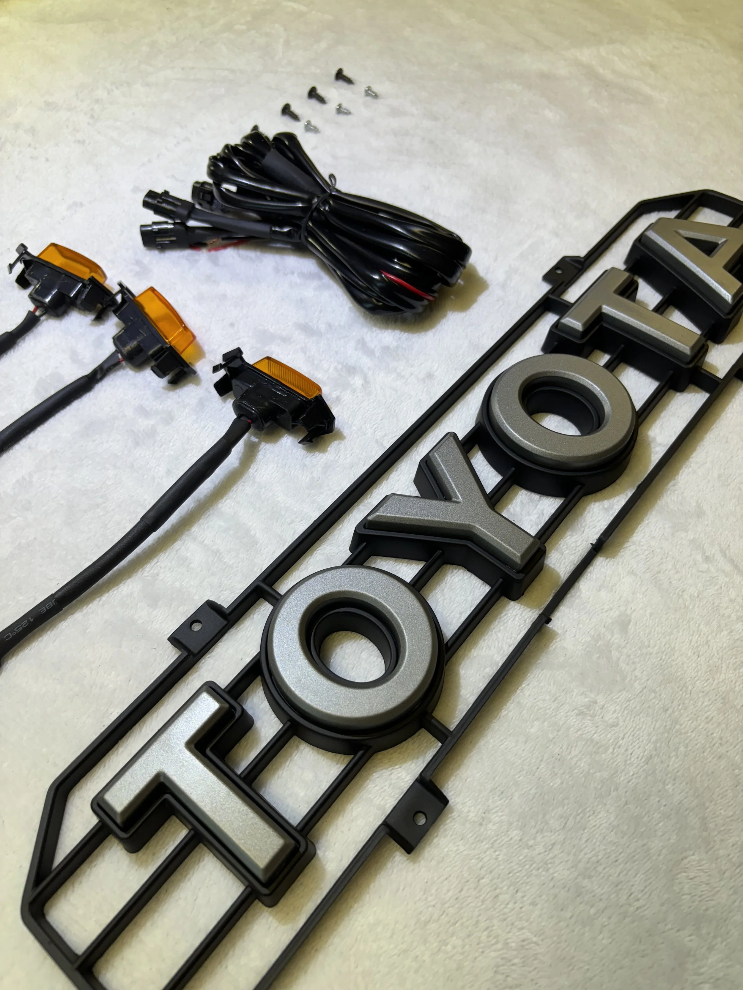 Toyota Sequoia TRD PRO Grille (2005-2007) — Trail Runner Customs