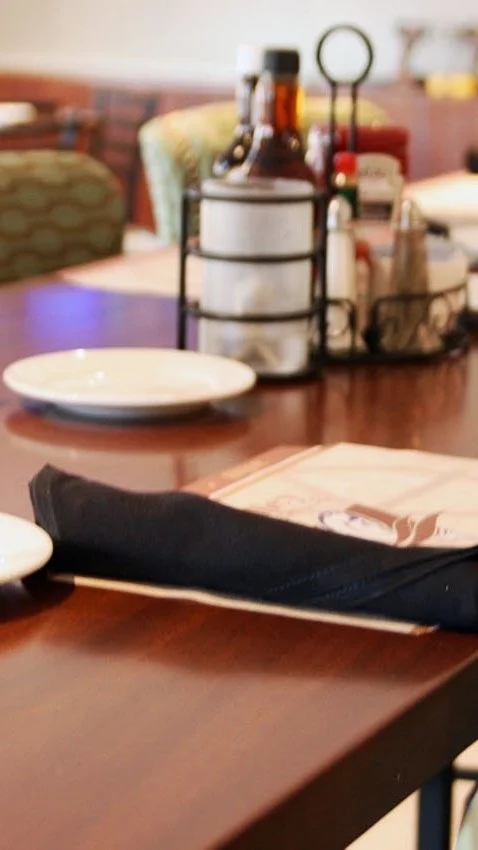 Book Table | Reserve Your Dining Experience Today — The Galley Grille