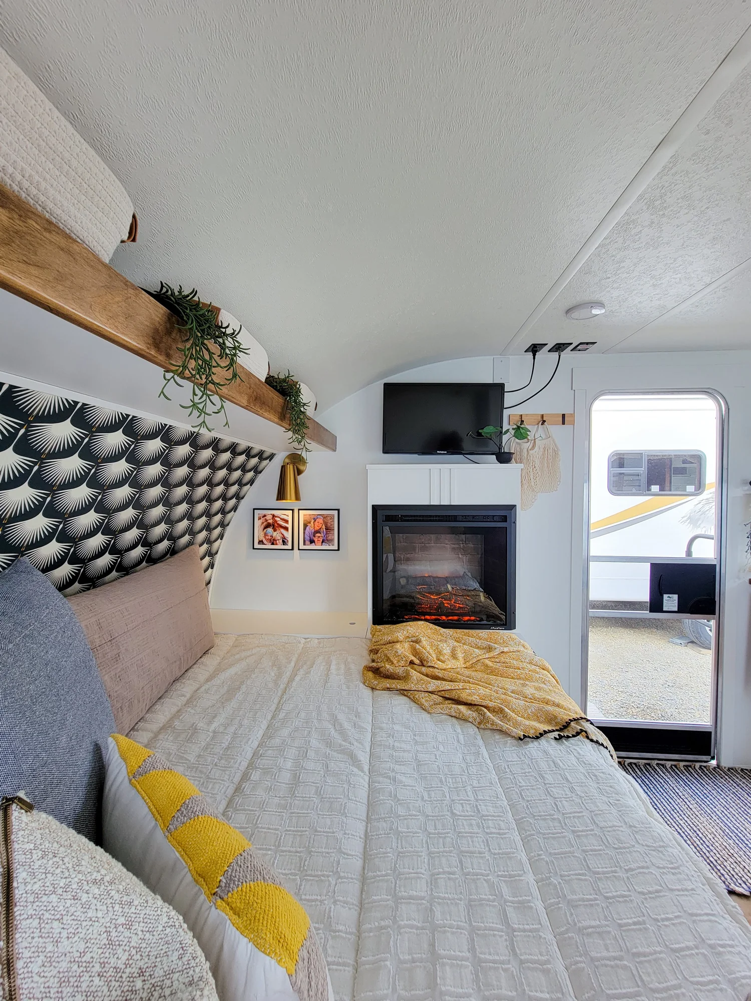 Portfolio | Discover Your RV Makeover Today — DRIFTLESS RV RENOVATORS