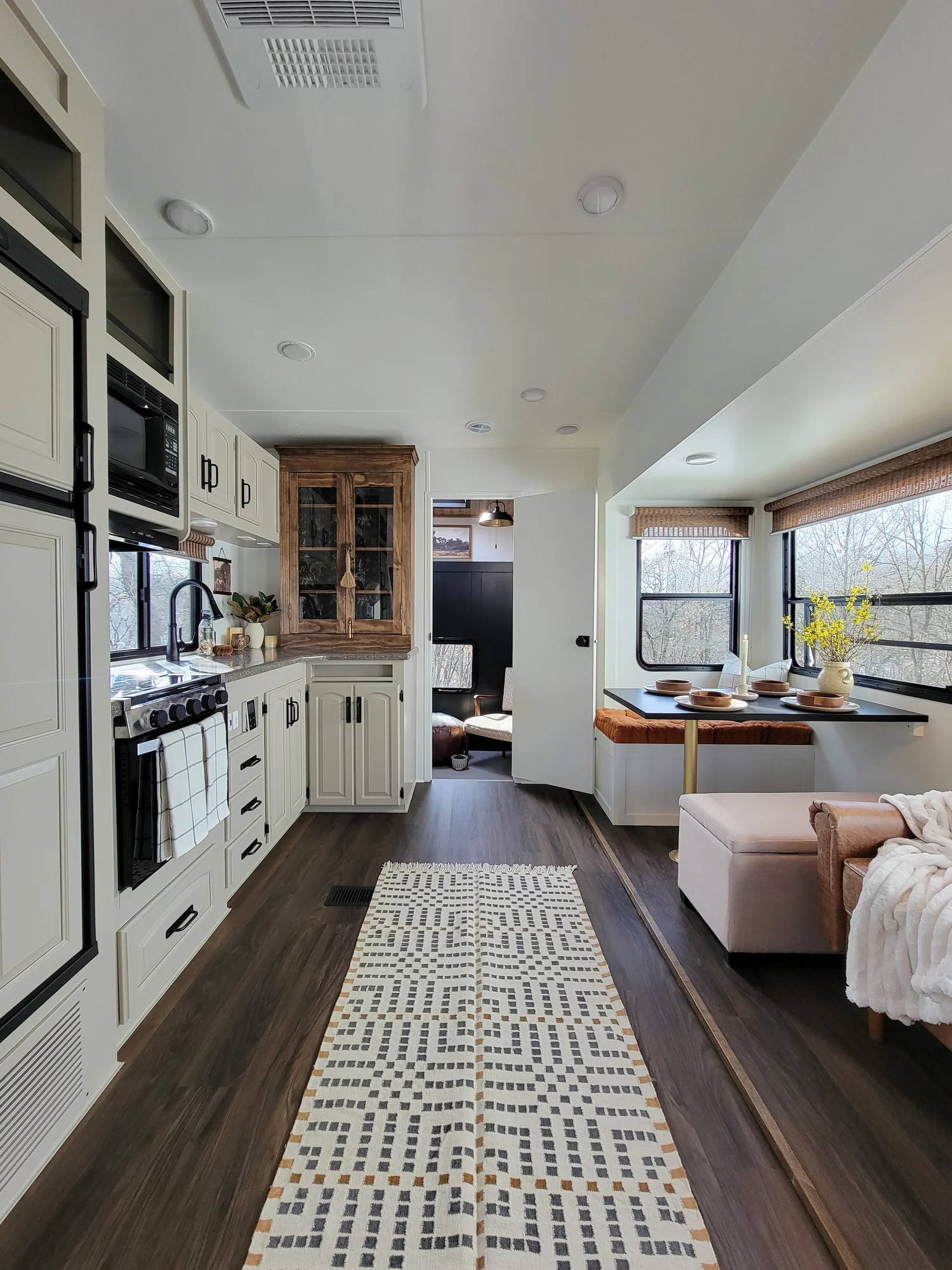 Portfolio | Discover Your RV Makeover Today — DRIFTLESS RV RENOVATORS