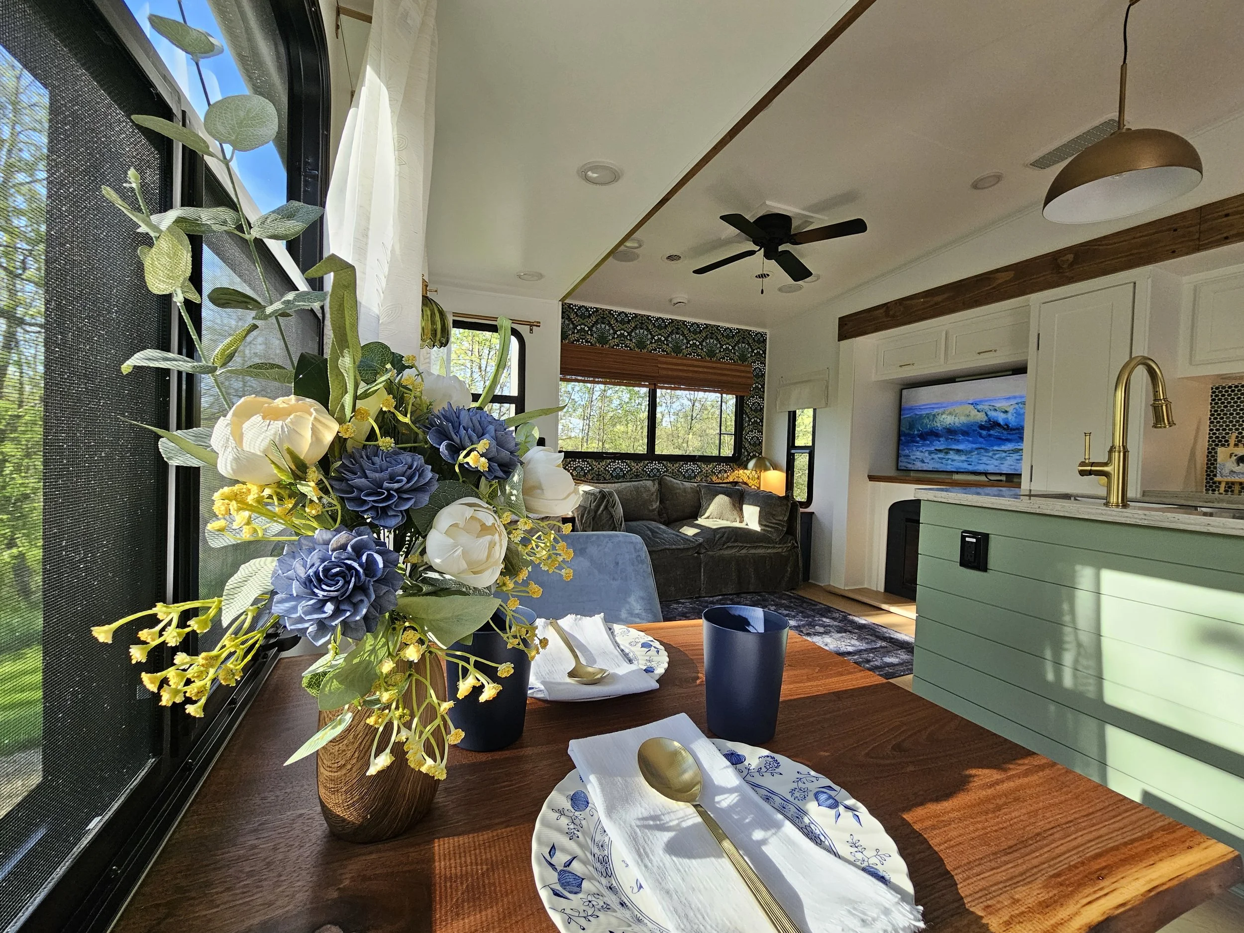 DRIFTLESS RV RENOVATORS