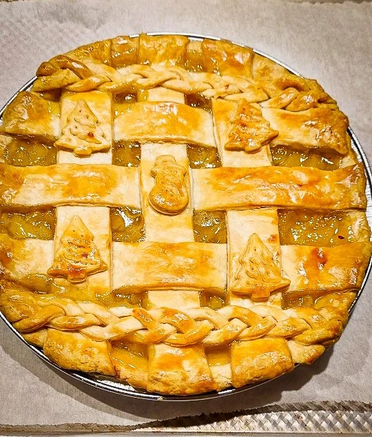 PINEAPPLE PIE — Moras' Pastries