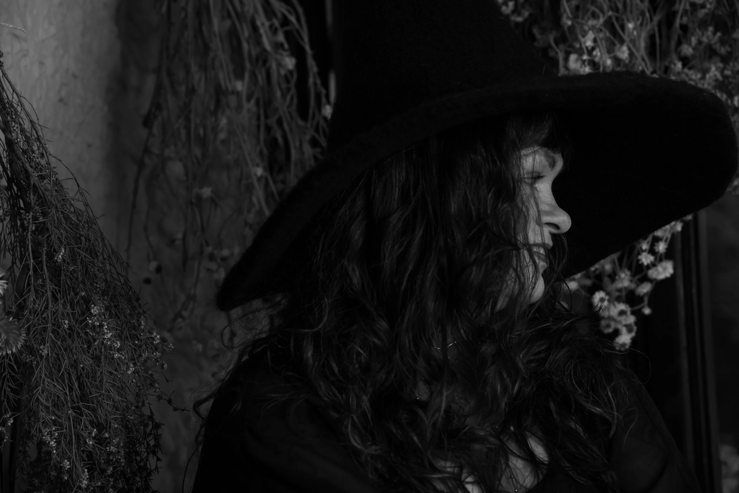 Julie Nelson | Bespoke Perfumes | Astrology | Magick Academy