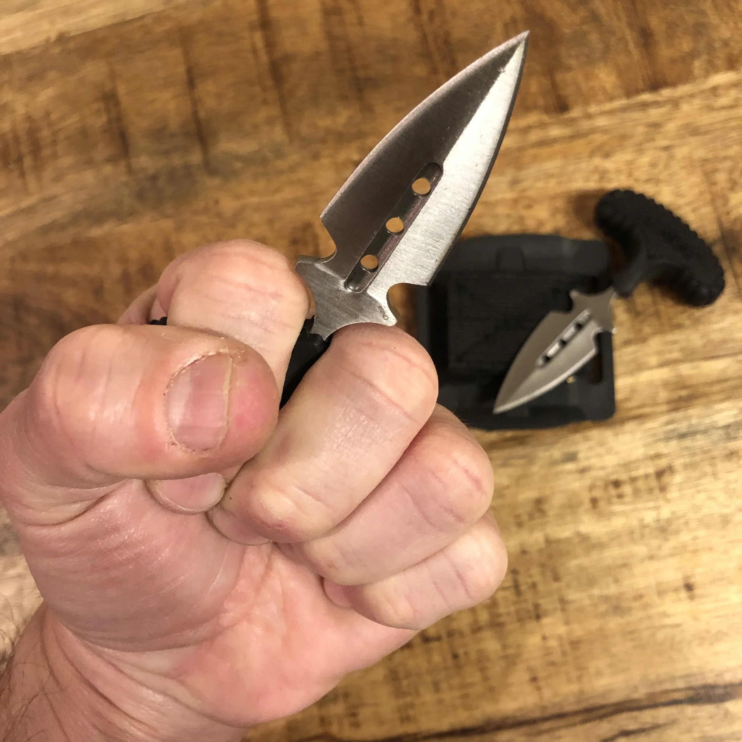 Atomic Knives Navaja Automatica OTF de Deadpool (Marvel) — Armaduras ...