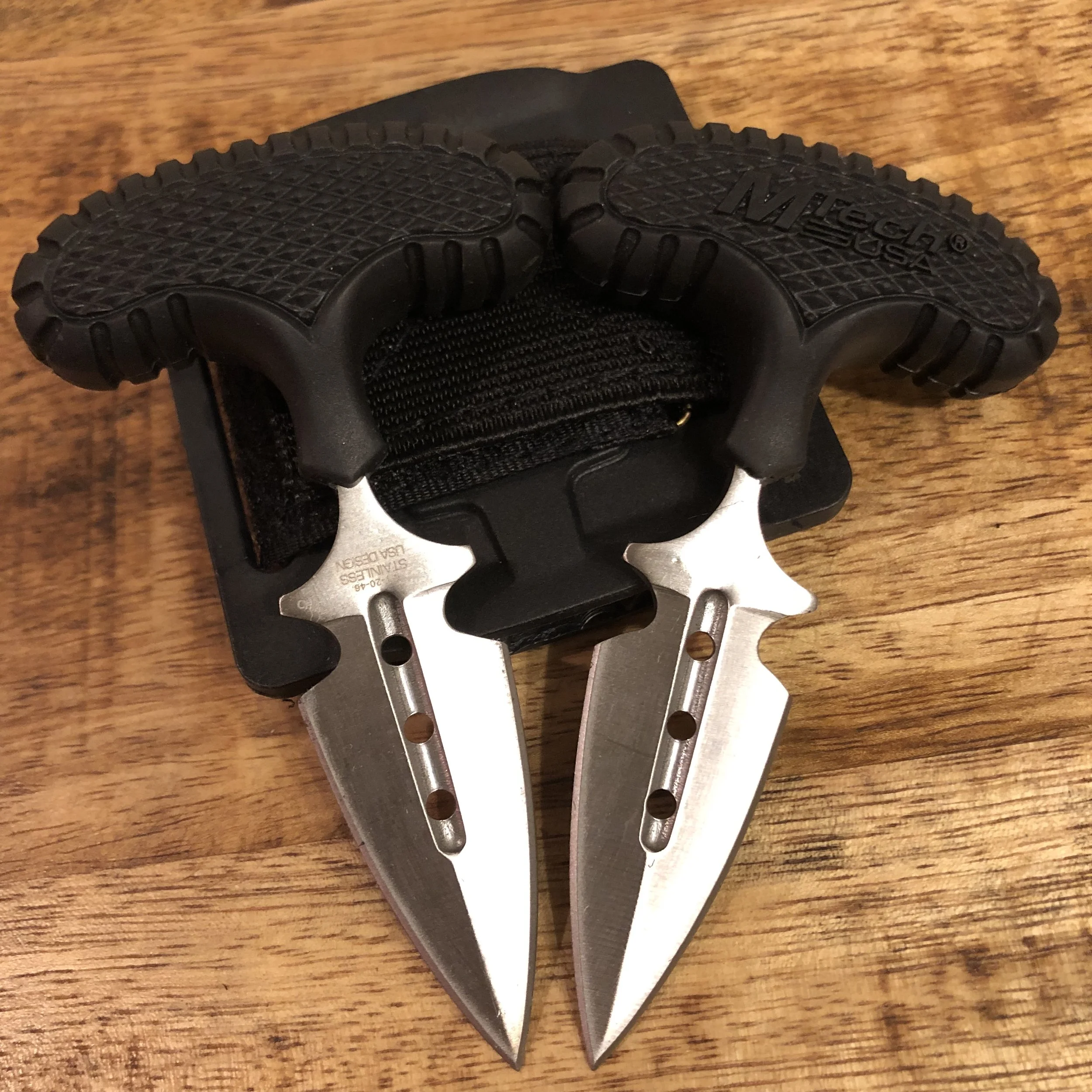 Atomic Knives Navaja Automatica OTF de Deadpool (Marvel) — Armaduras ...