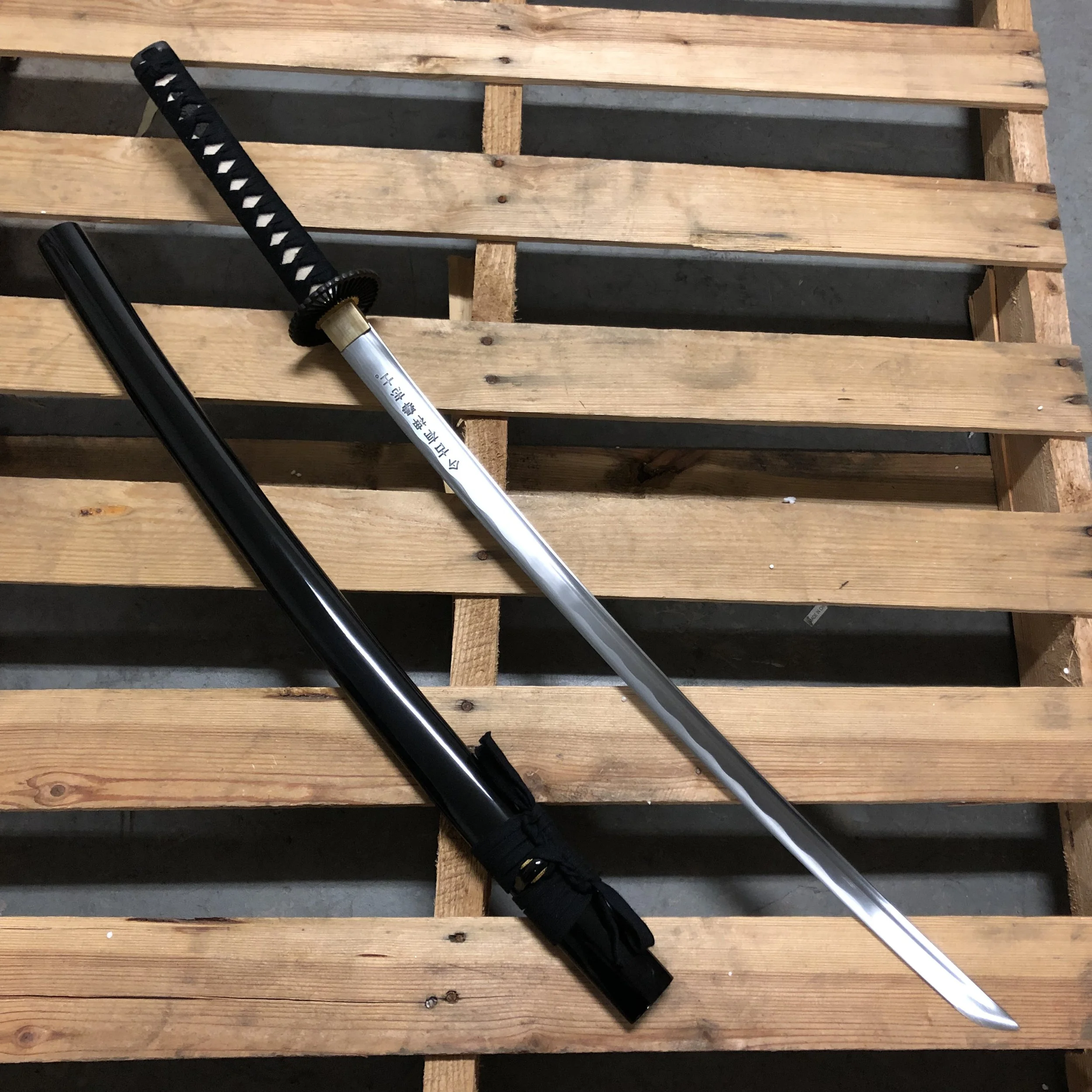 Katana Samurai Funcional Filo Maximo Acero — Armaduras Medievales