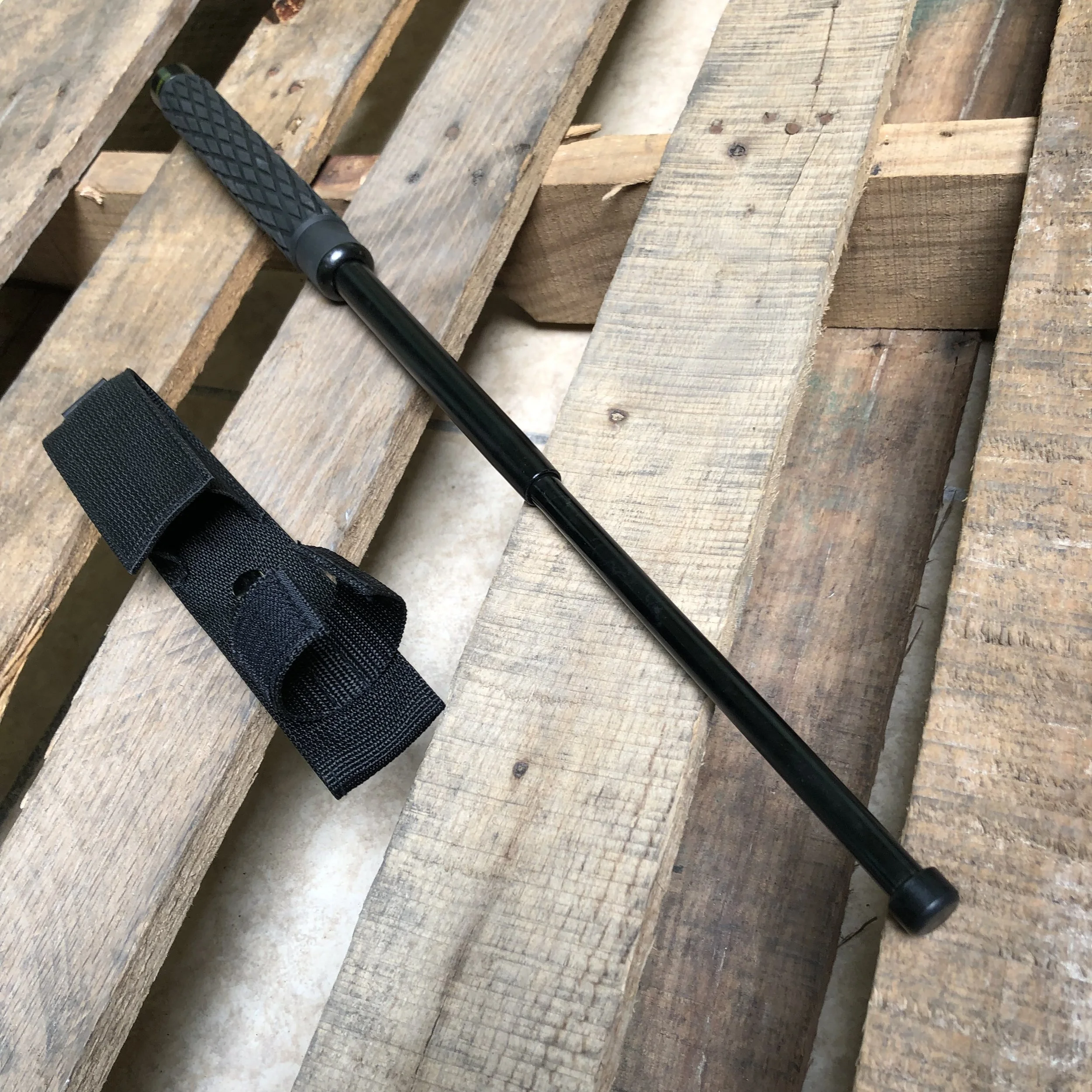 Baston Telescopico 53cm Para Defensa Personal — Armaduras Medievales