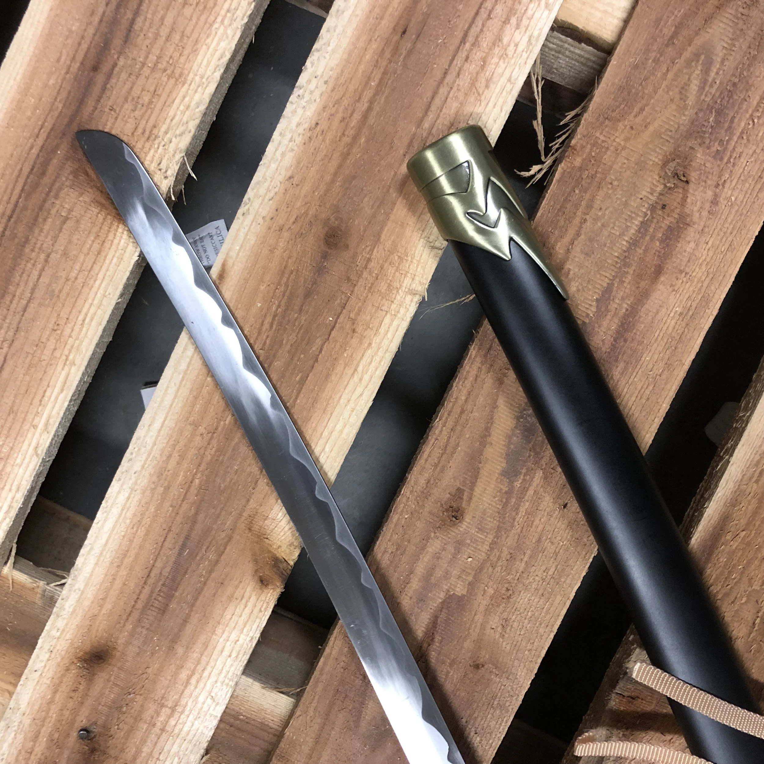 Katana Devil May Cry Vergil Yamato Acero Decorativa — Armaduras Medievales