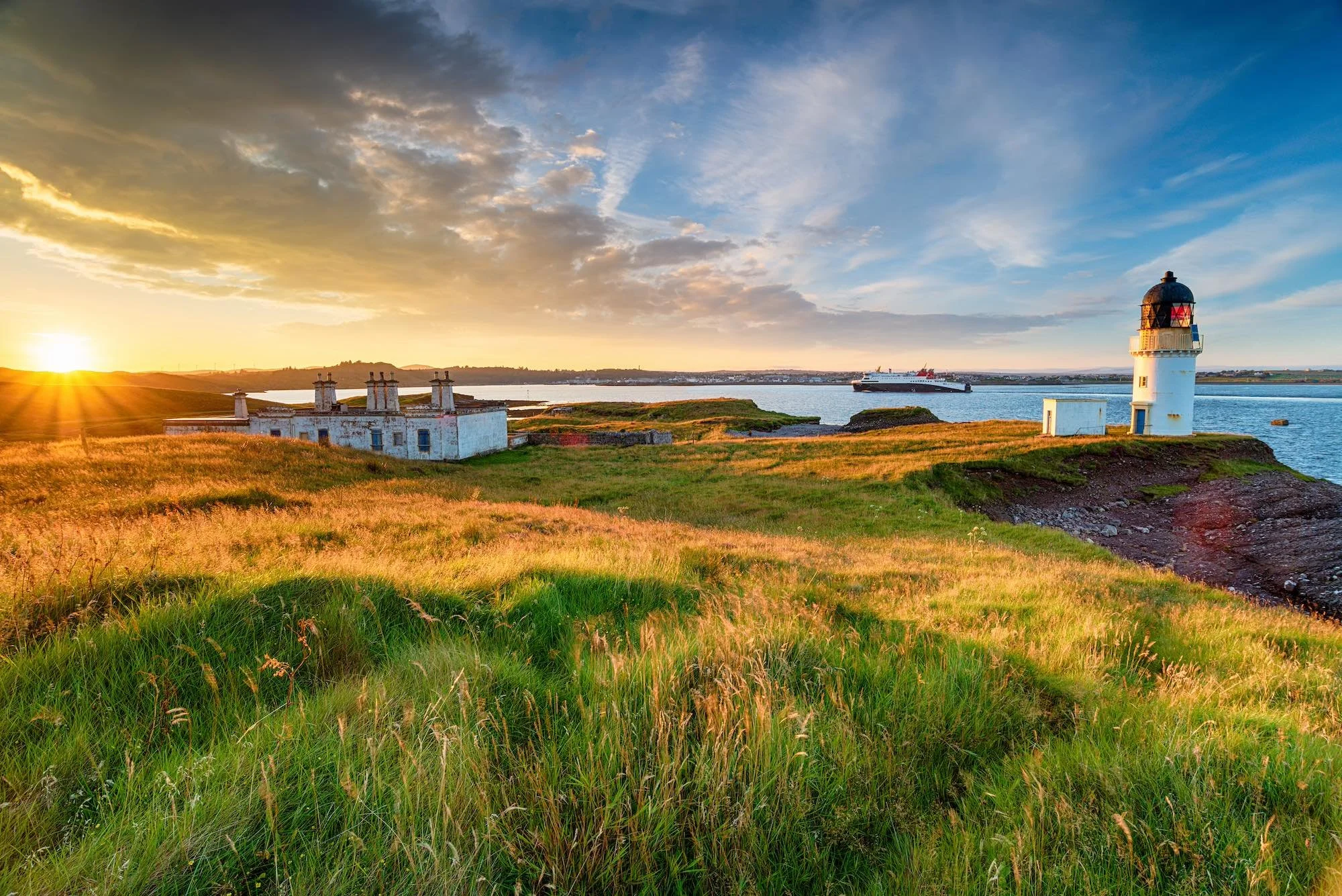 Must-Visit Landmarks In and Around Stornoway — Airtask Group