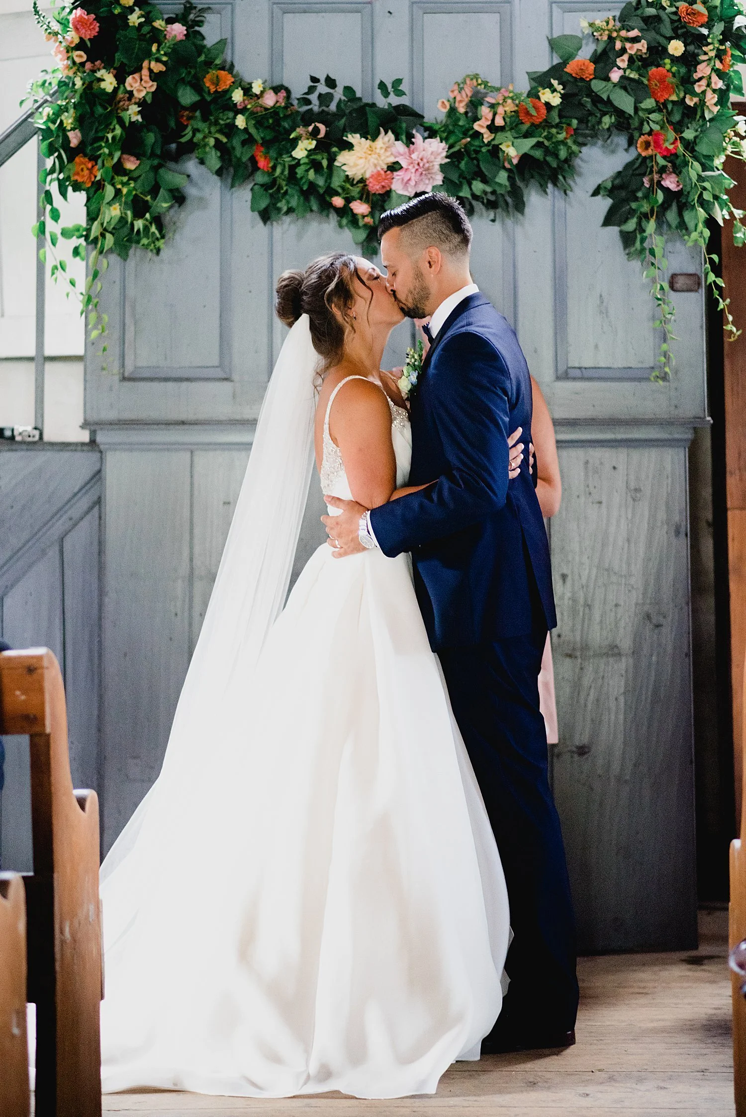 A Summer Wedding at the Old White Chapel and Waupoos Winery — Holly ...