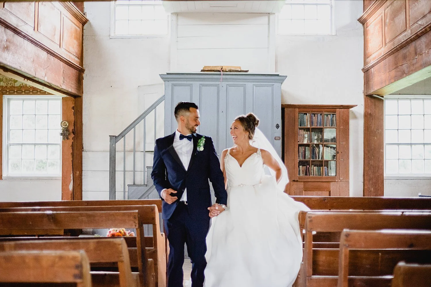 A Summer Wedding at the Old White Chapel and Waupoos Winery — Holly ...